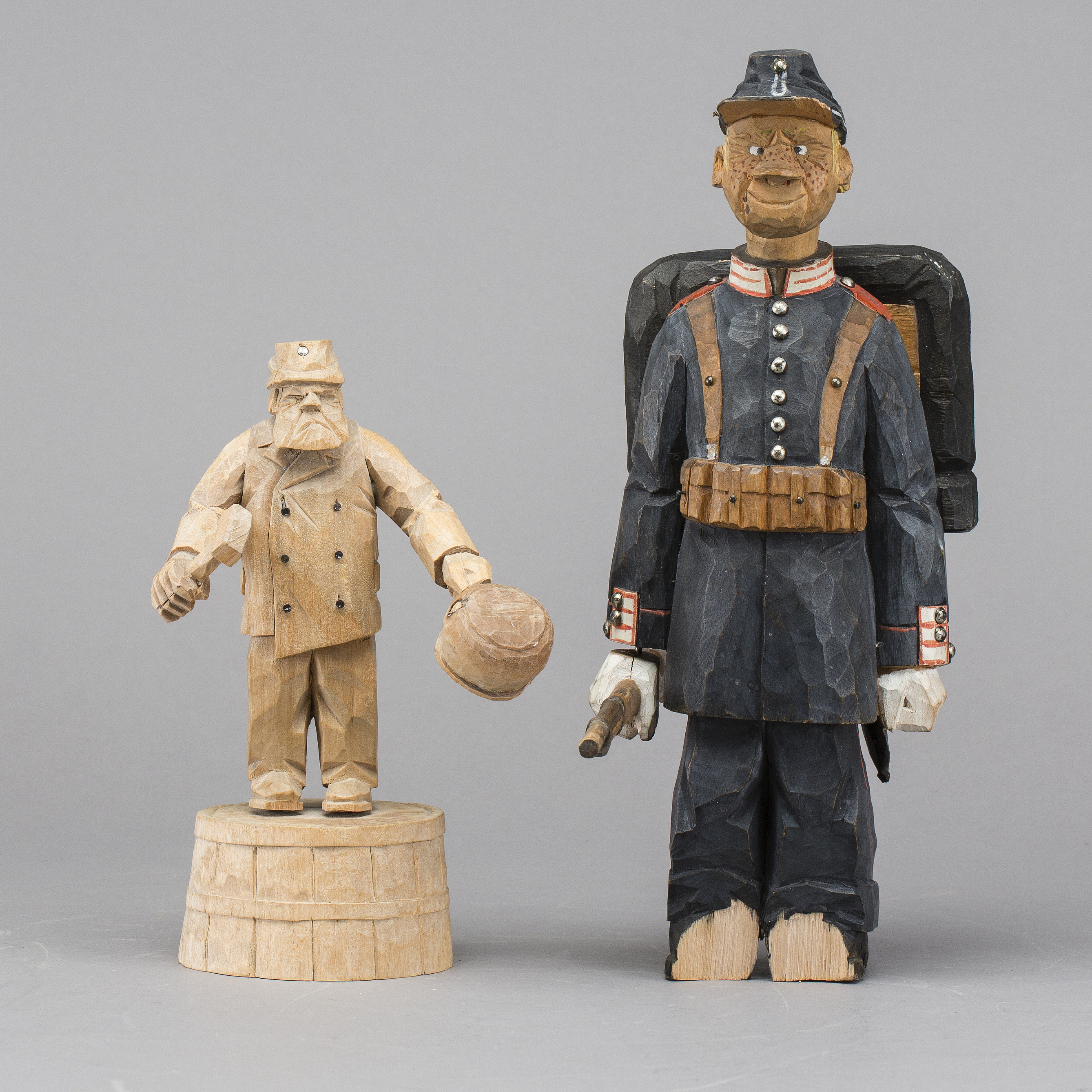 TWO WOOD SCULPTURES, one signed Axel Ericsson. - Bukowskis