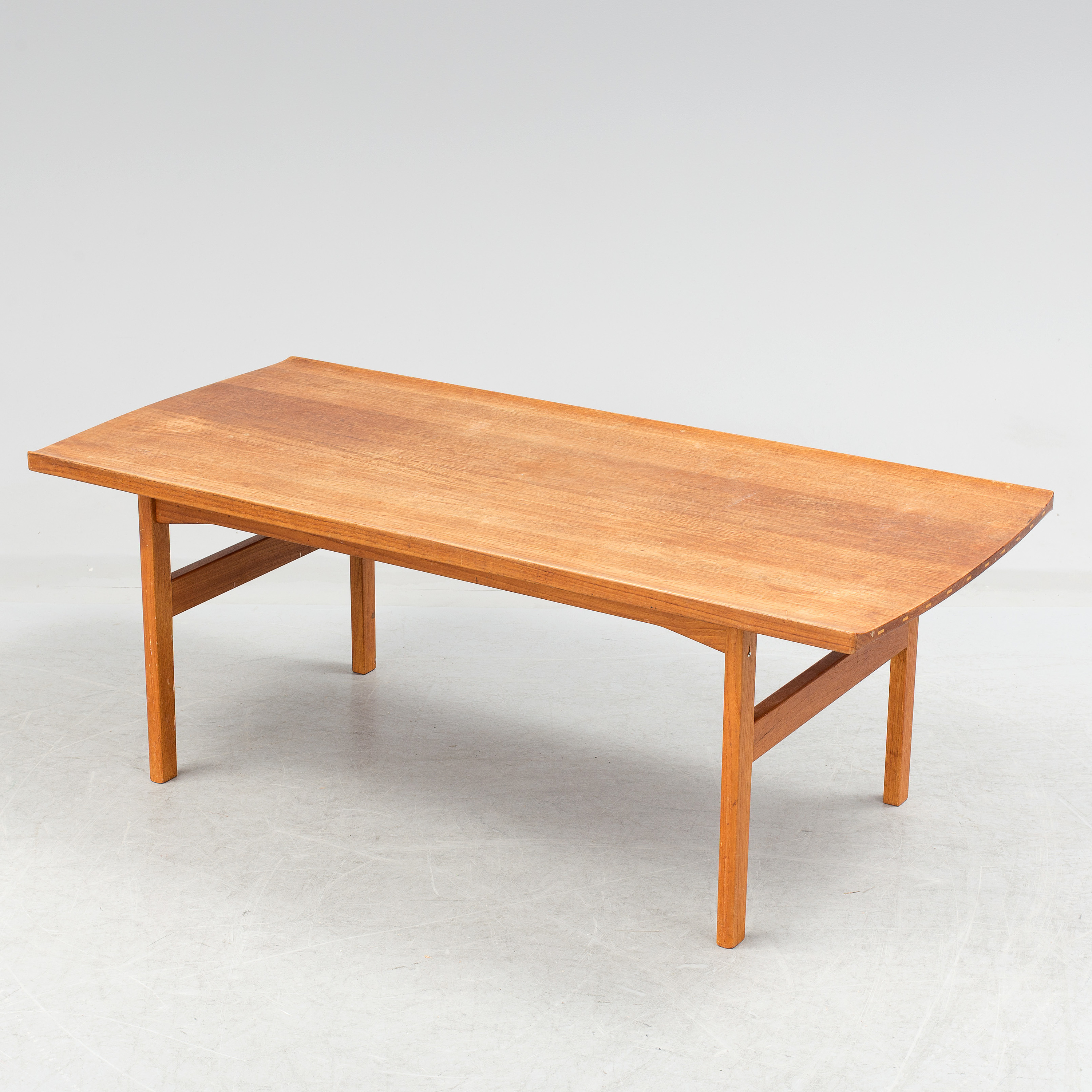 A table by Tove & Edward Kindt-Larsen, Seffle. - Bukowskis