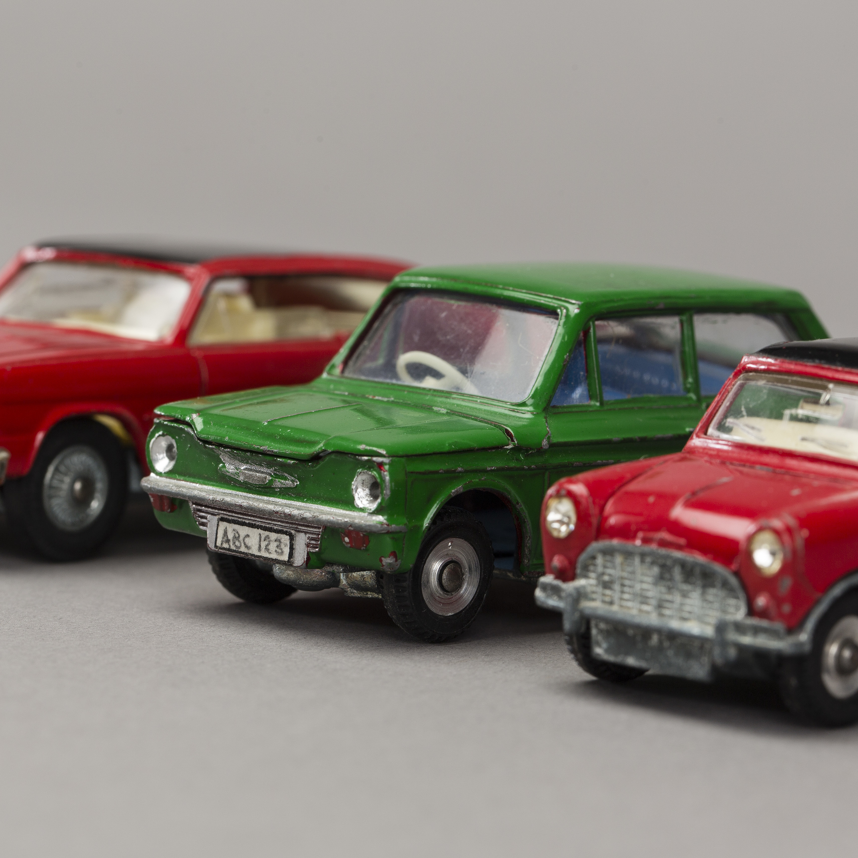 A COLLECTION OF 23 DINKY, CORCI TOYS AND LESNEY AND TEKNO TOY CARS ...