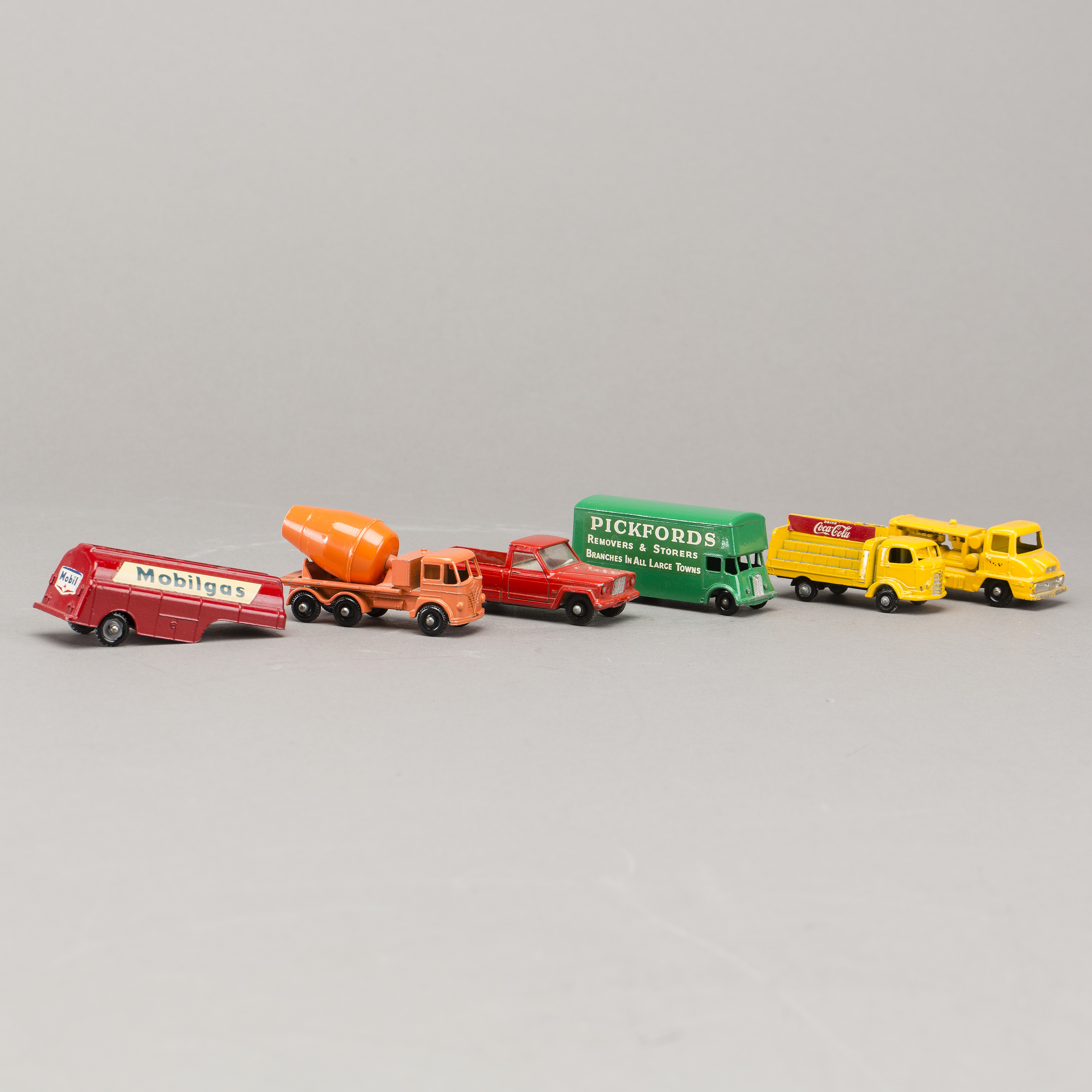 A COLLECTION OF 23 DINKY, CORCI TOYS AND LESNEY AND TEKNO TOY CARS ...