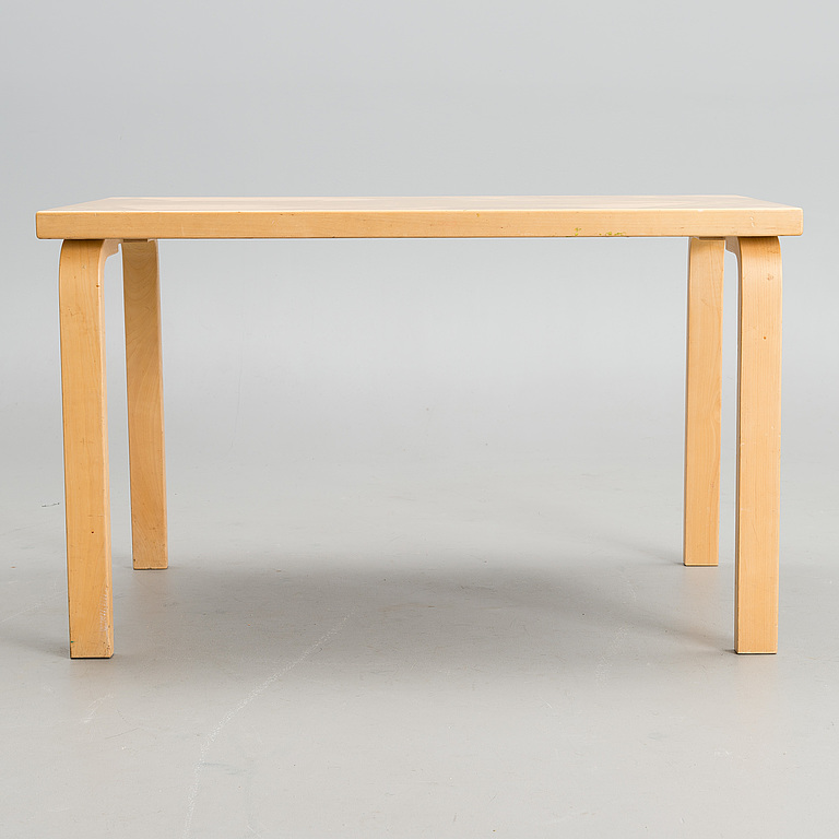 ALVAR AALTO, bord, modell 80B, Artek 1900-talets slut. - Bukowskis