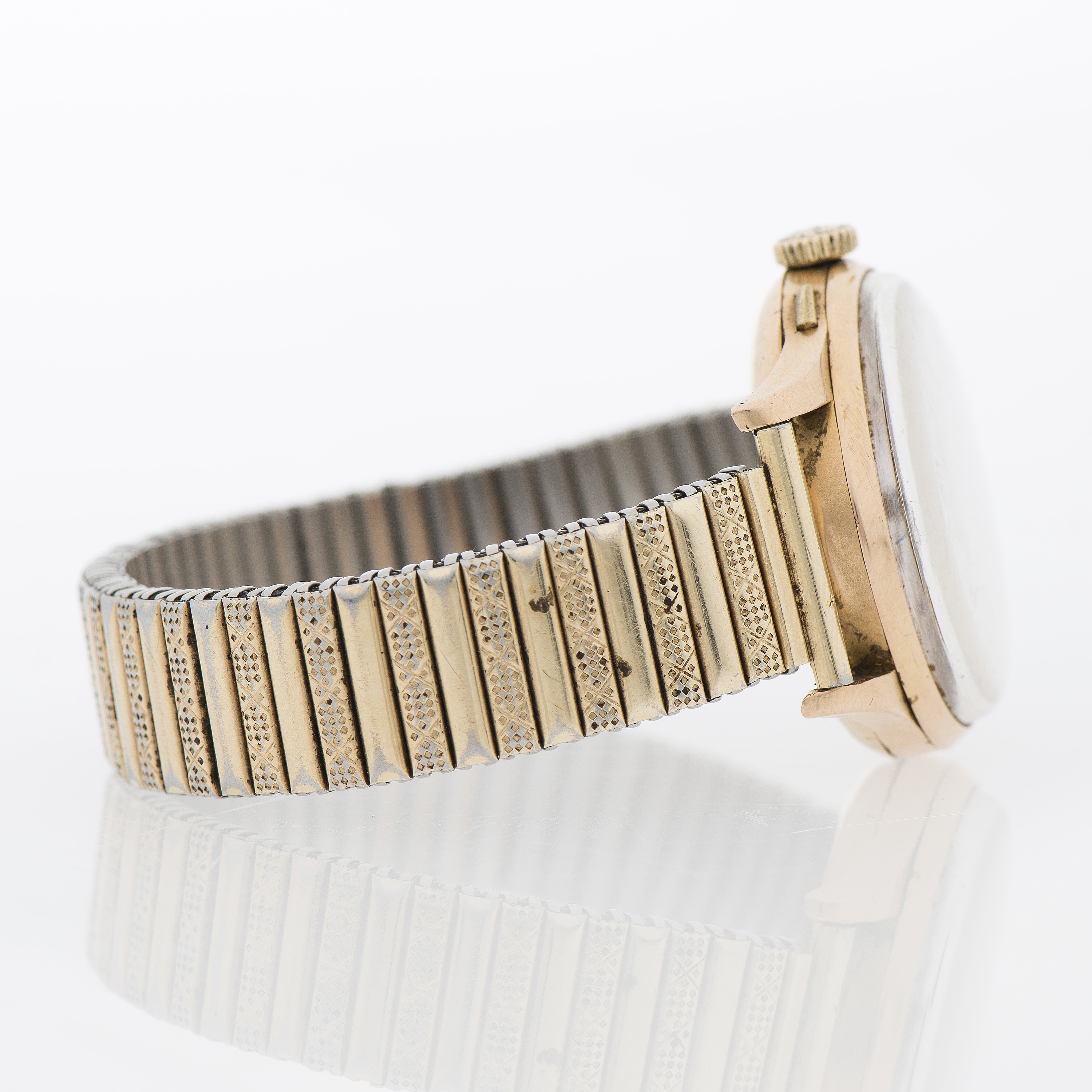 MAXOR, Chronograph Suisse, wrist watch, 37 mm. - Bukowskis