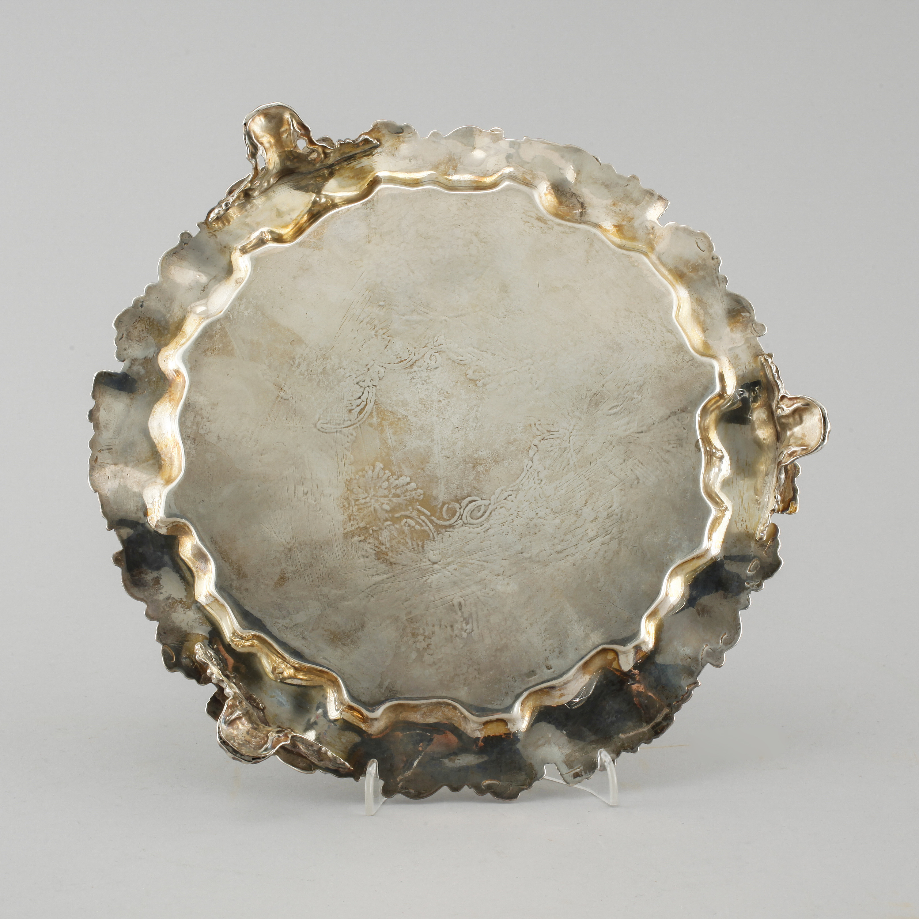 FAT, silver, England, 1838-1890, vikt 469 gram. - Bukowskis