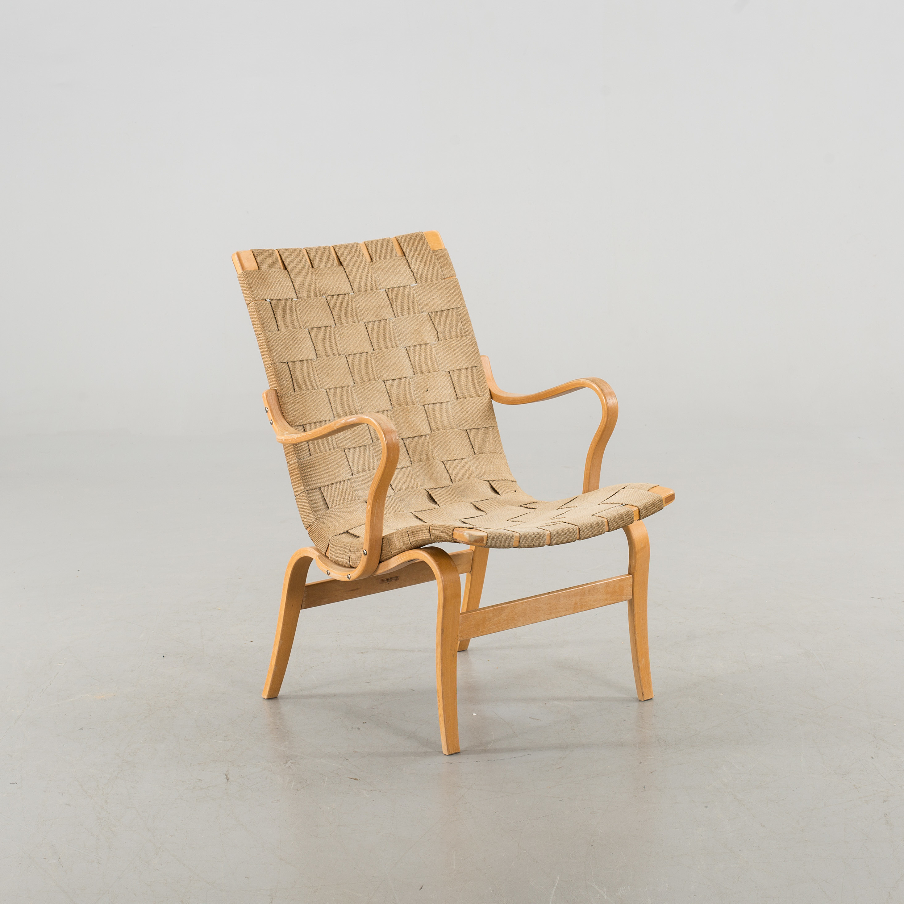 BRUNO MATHSSON, fåtölj, "Eva". - Bukowskis