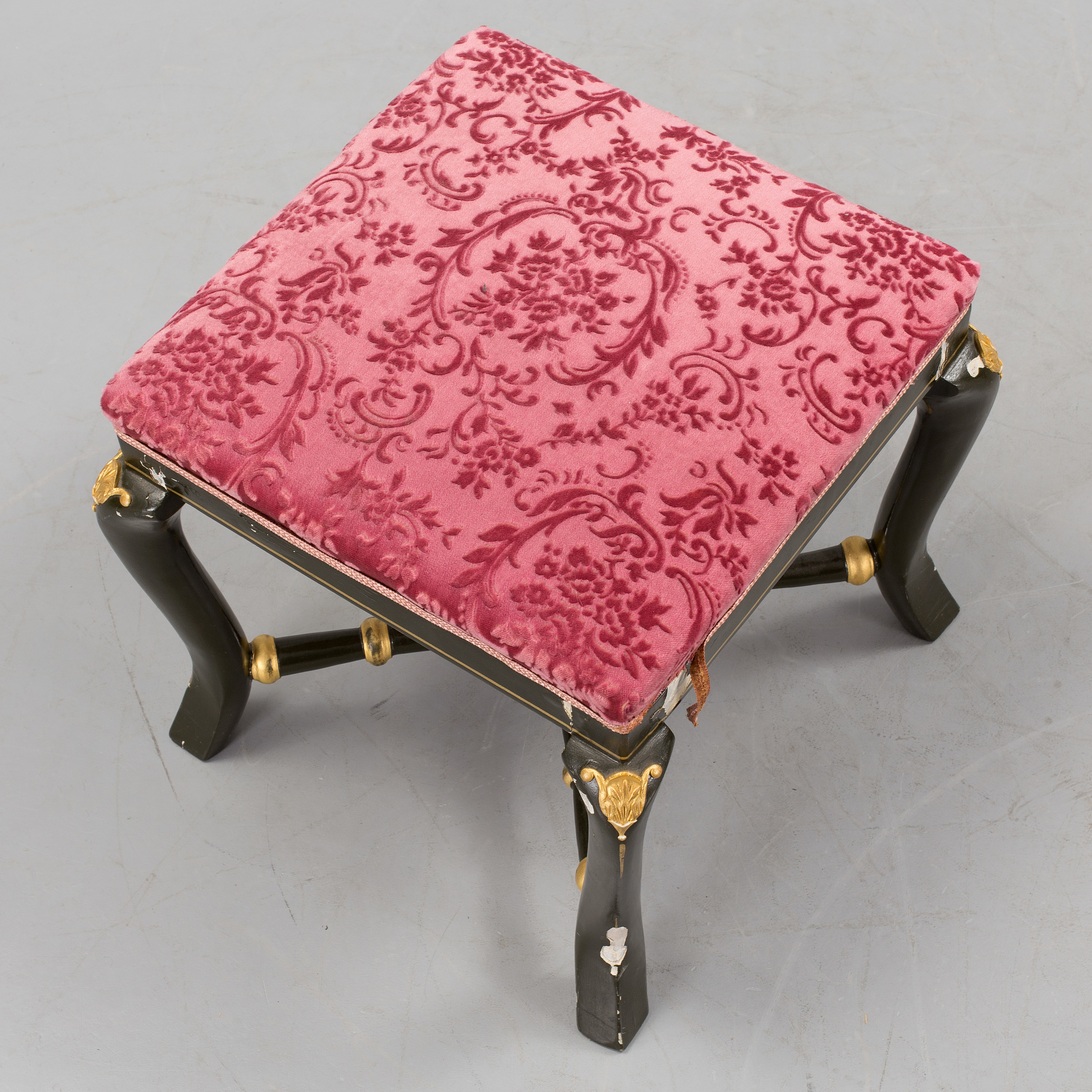 TABURETT, senbarock, 1700-tal. - Bukowskis