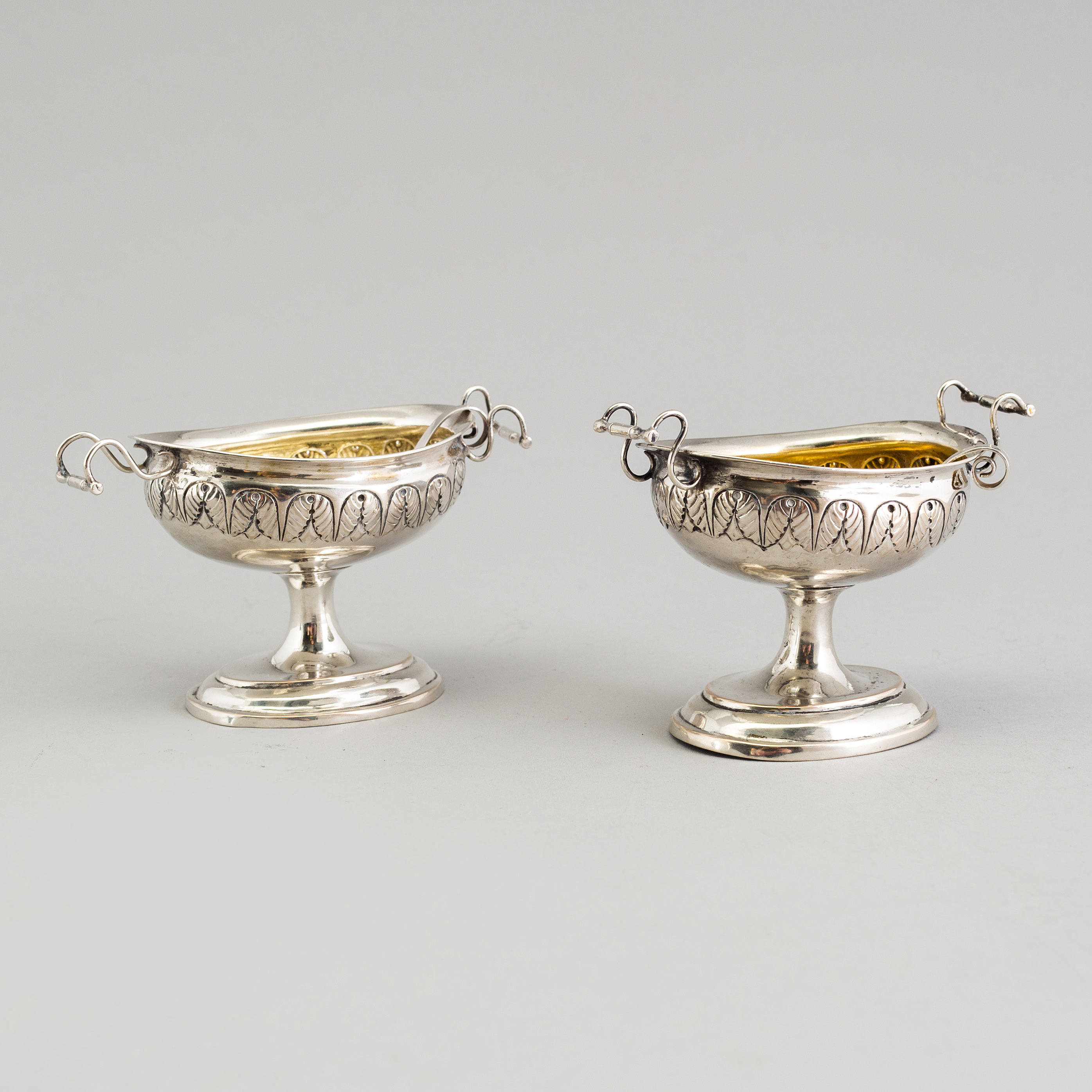 SALTKAR, silver, empire, tidigt 1800-tal. Total vikt 75 gram. - Bukowskis