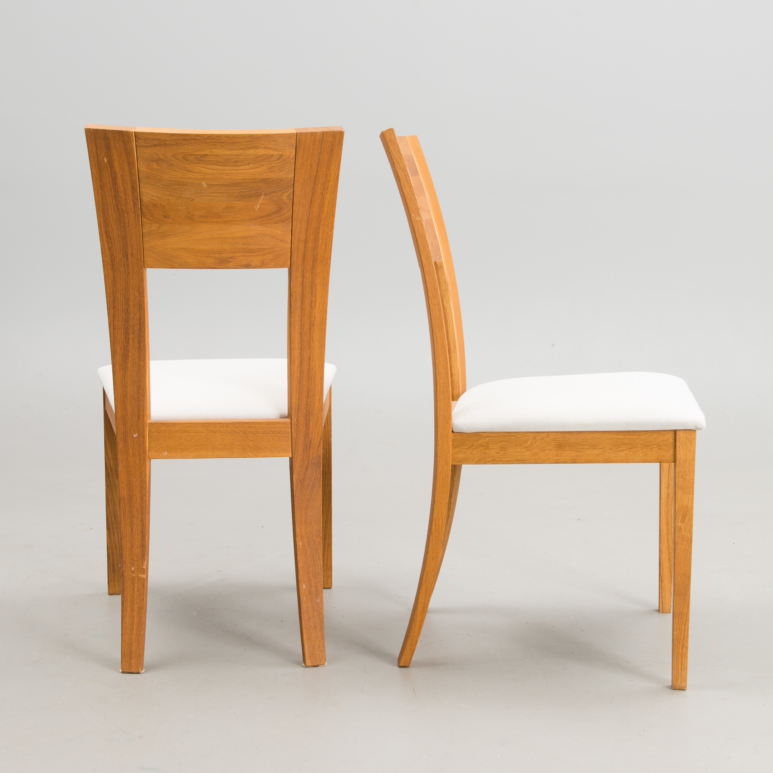 MATBORD OCH 12 STOLAR, Design House Stockholm, 2000-tal. - Bukowskis