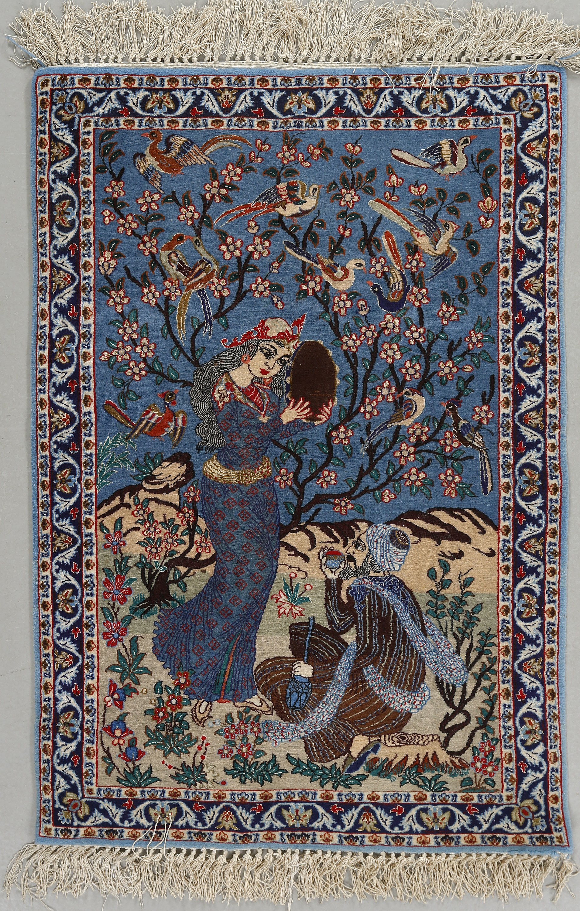 An Isfahan rug, part silk, old, 102 x 70 cm. - Bukowskis