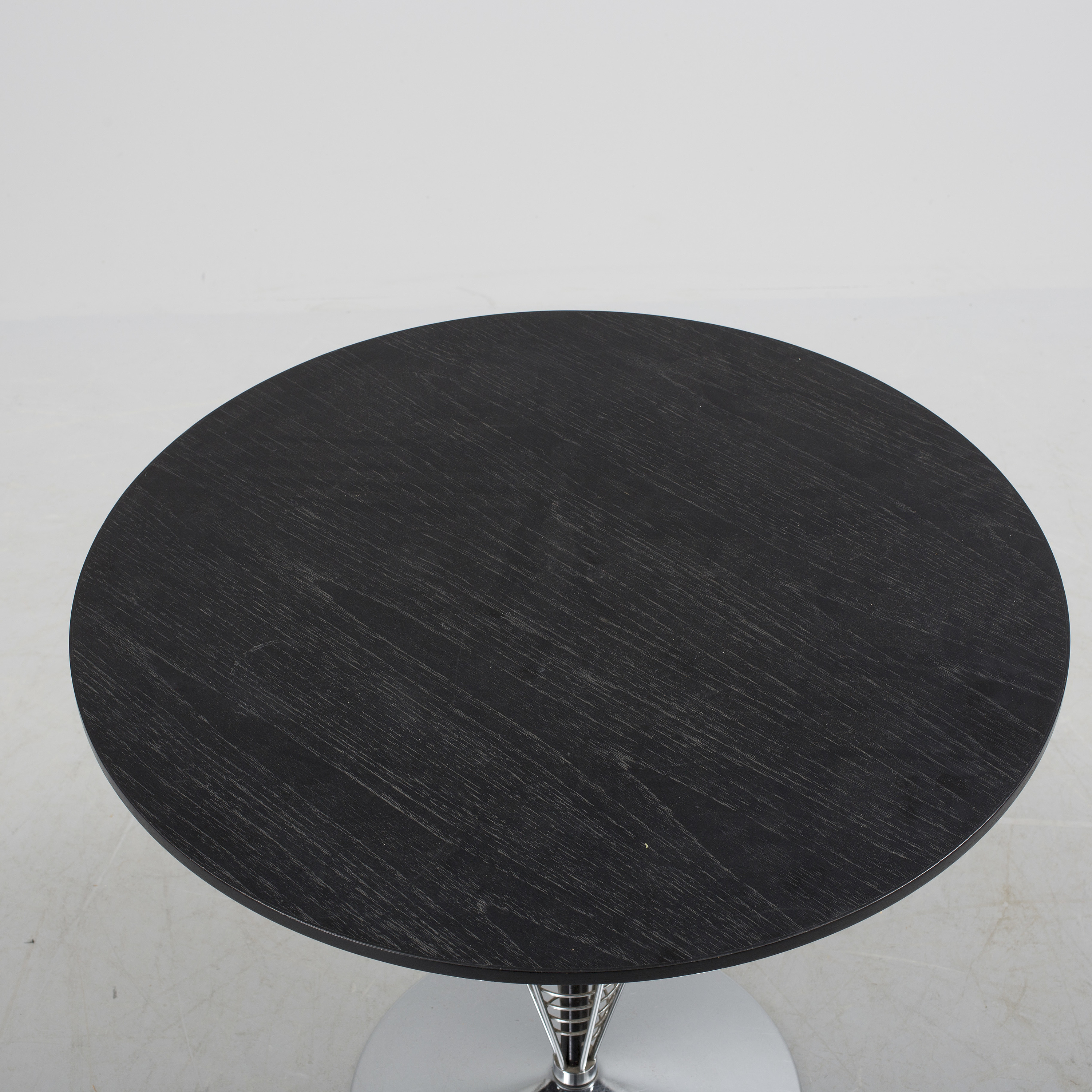 VERNER PANTON, table, "Cone-table", Fritz Hansen, 1980-tal. - Bukowskis