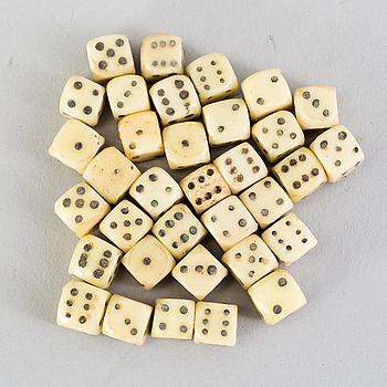 MINIATYRTÄRNINGAR, 34 st, sten, 1800-tal. - Bukowskis