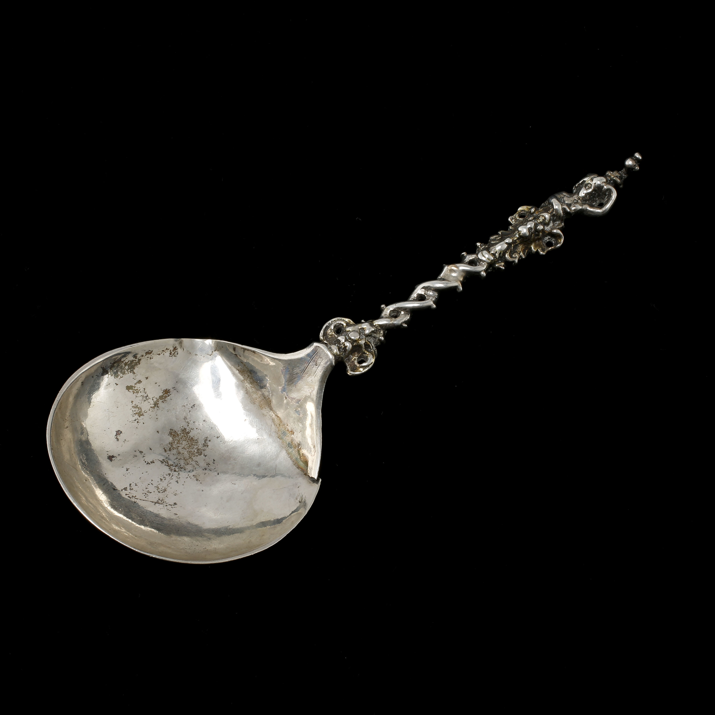A Dutch 18th century silver spoon, unidentified marks. - Bukowskis