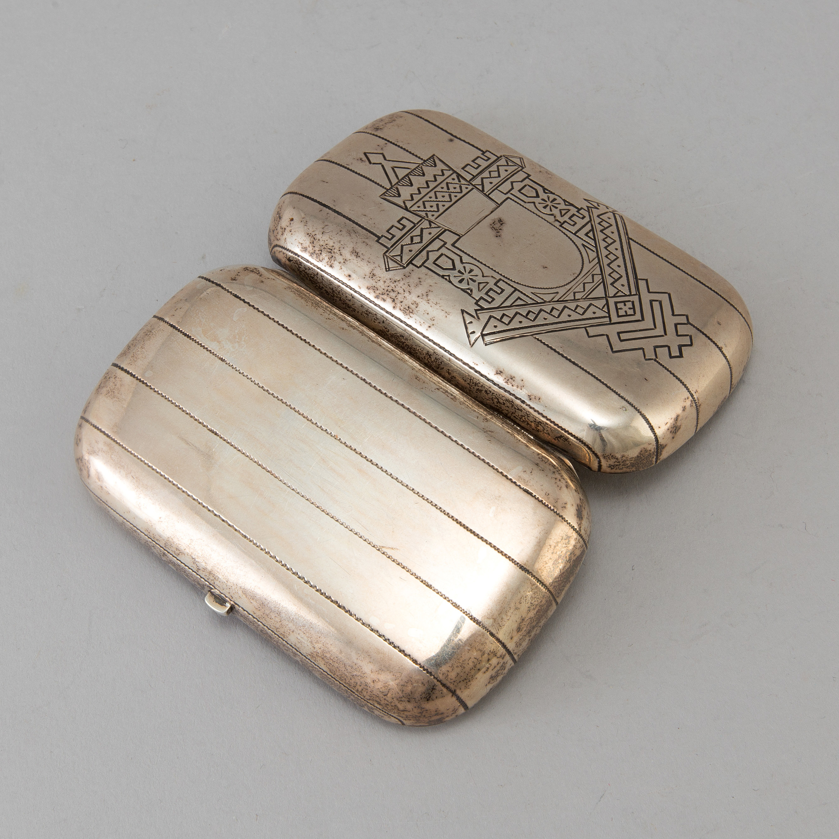 CIGARETTFODRAL, silver, Sankt Petersburg, Ryssland, 1900-talets början ...