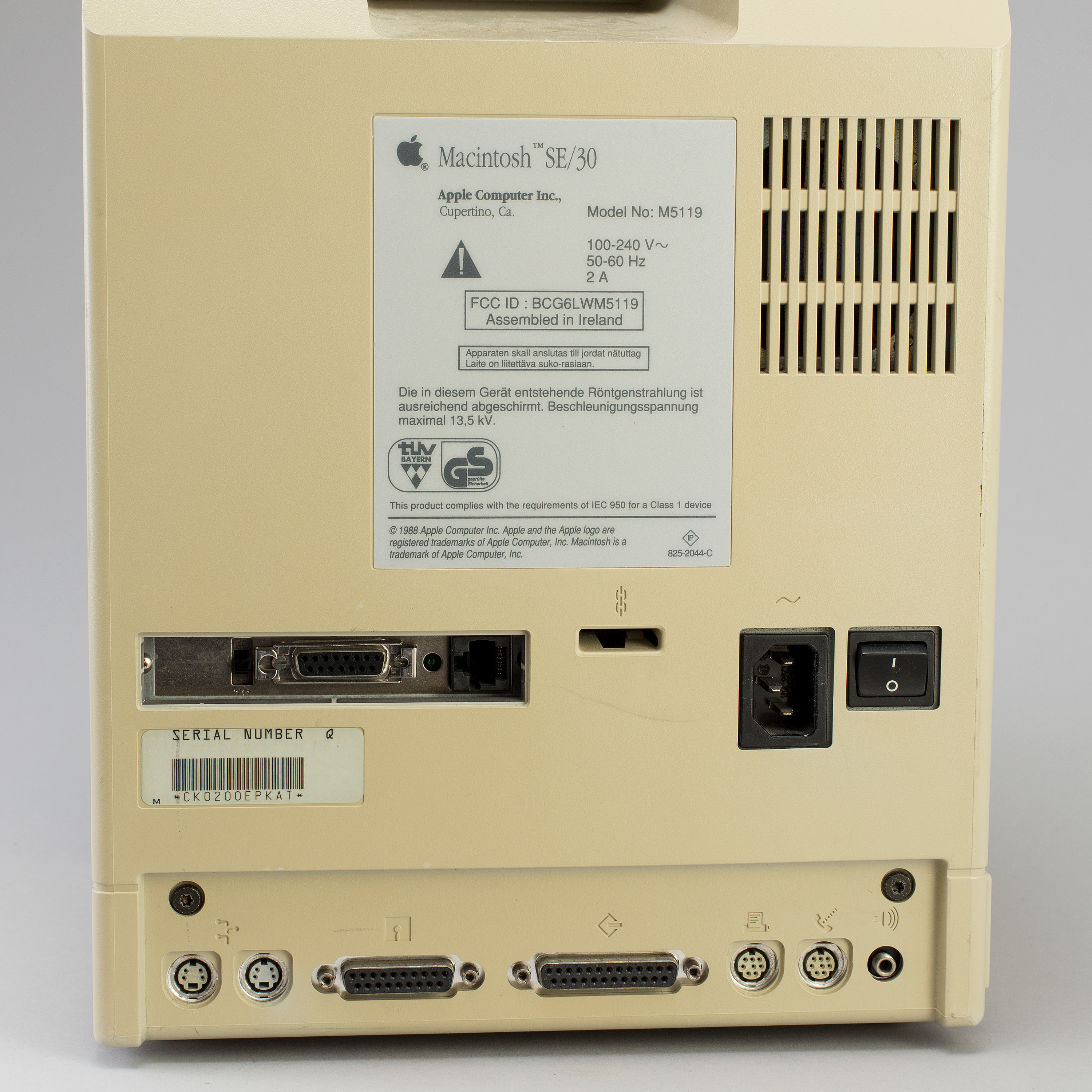 COMPUTER, Macintosh SE/30, Apple Computer INc. USA. 1980-tal. - Bukowskis