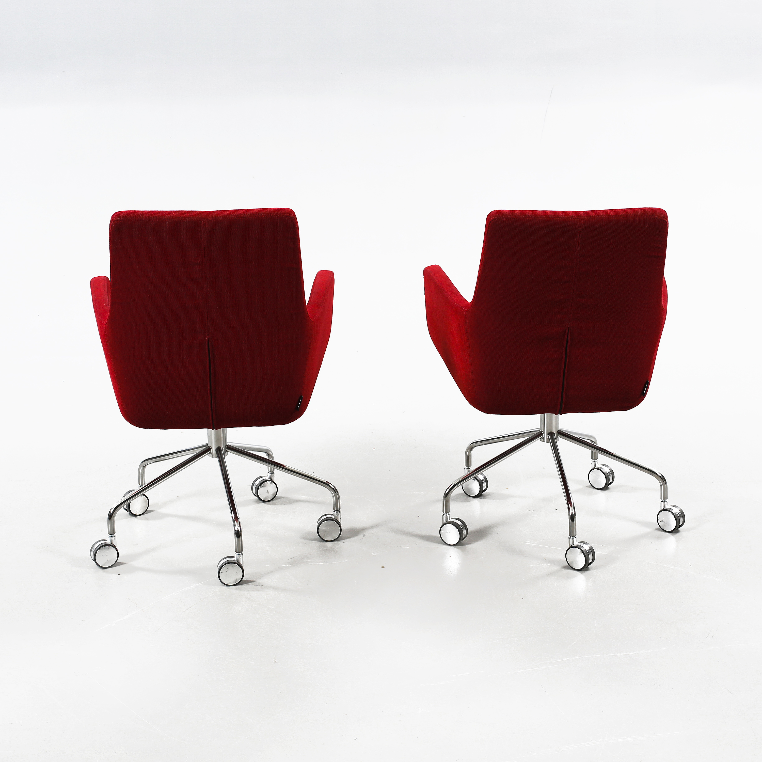 ROGER PERSSON, fåtöljer/skrivbordsstolar, ett par, "Happy", Swedese, 2000-tal. - Bukowskis