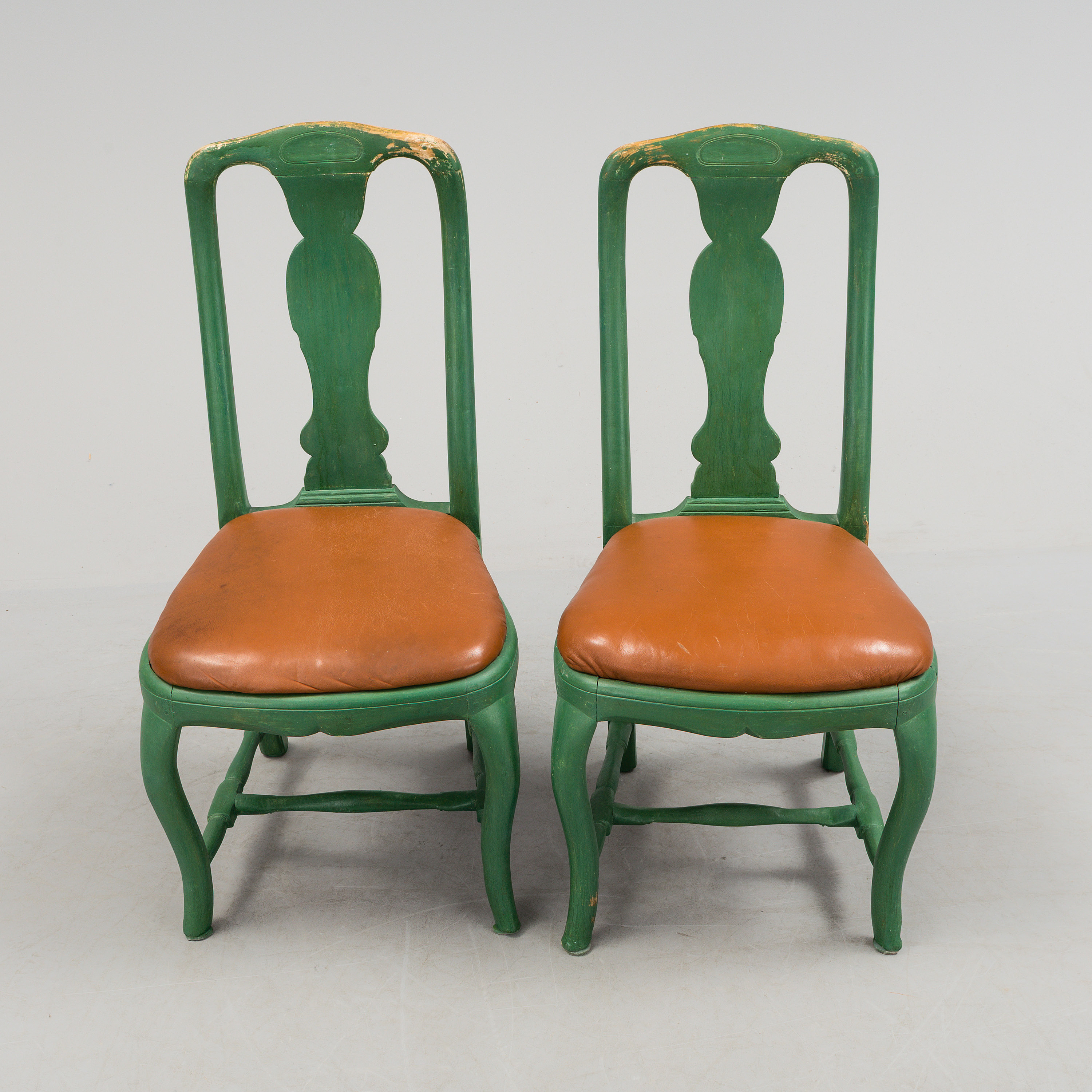 A PAIR OF ROCOCO CHAIRS, LATE 18TH CENTURY. - Bukowskis