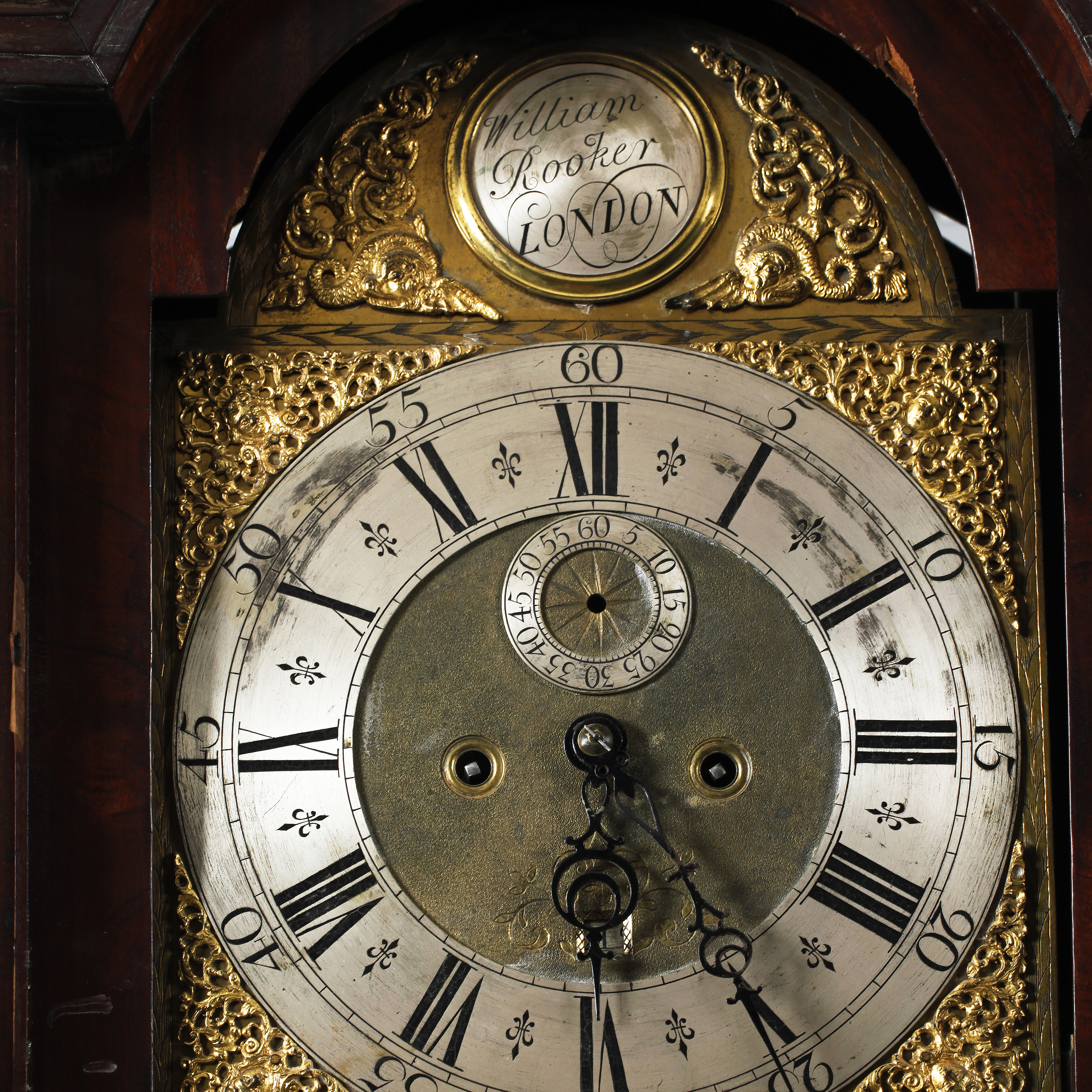 A 18th century grandfather clock. - Bukowskis