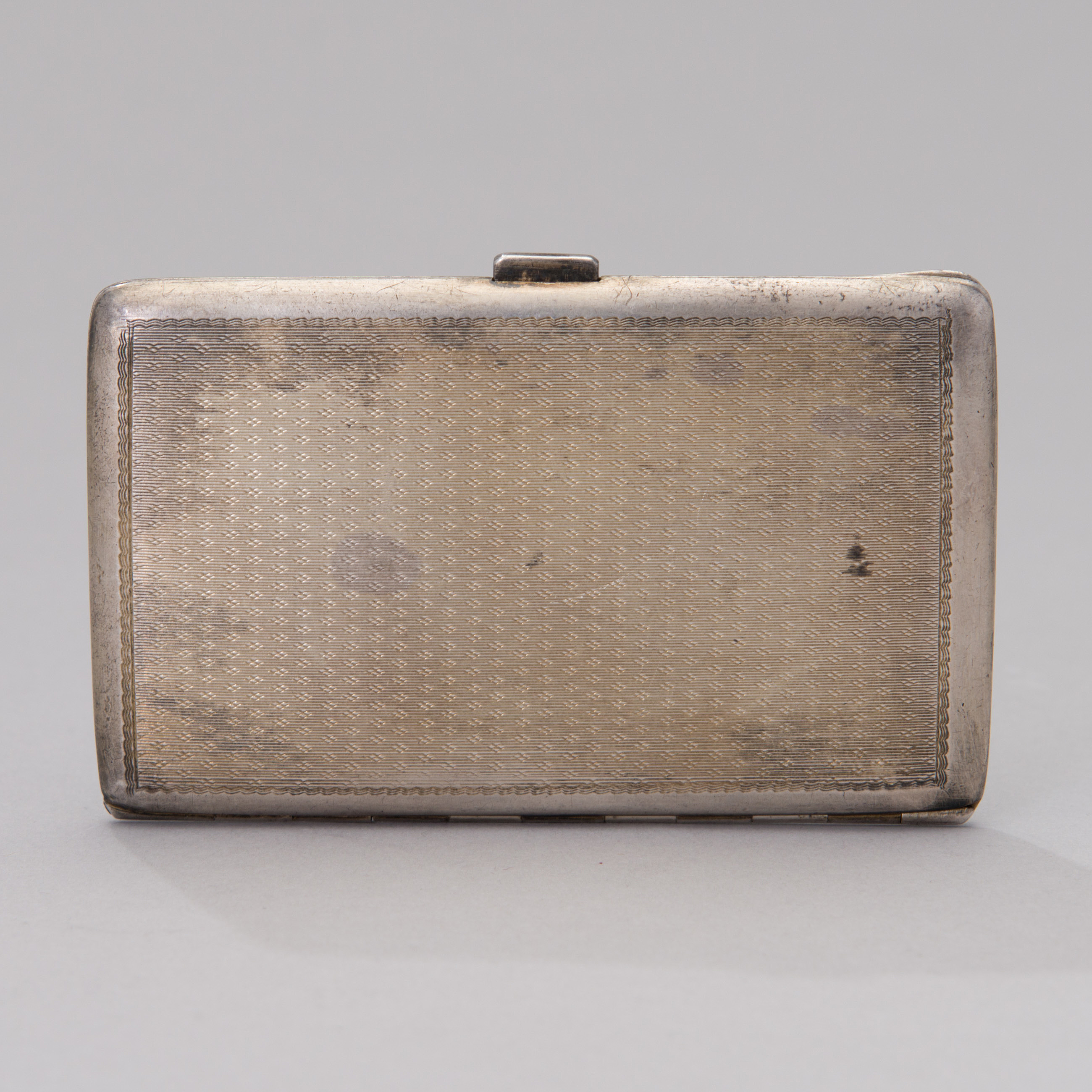 A SILVER AND ENAMEL CIGARETTE CASE, Finnish import hallmarks, Helsinki ...