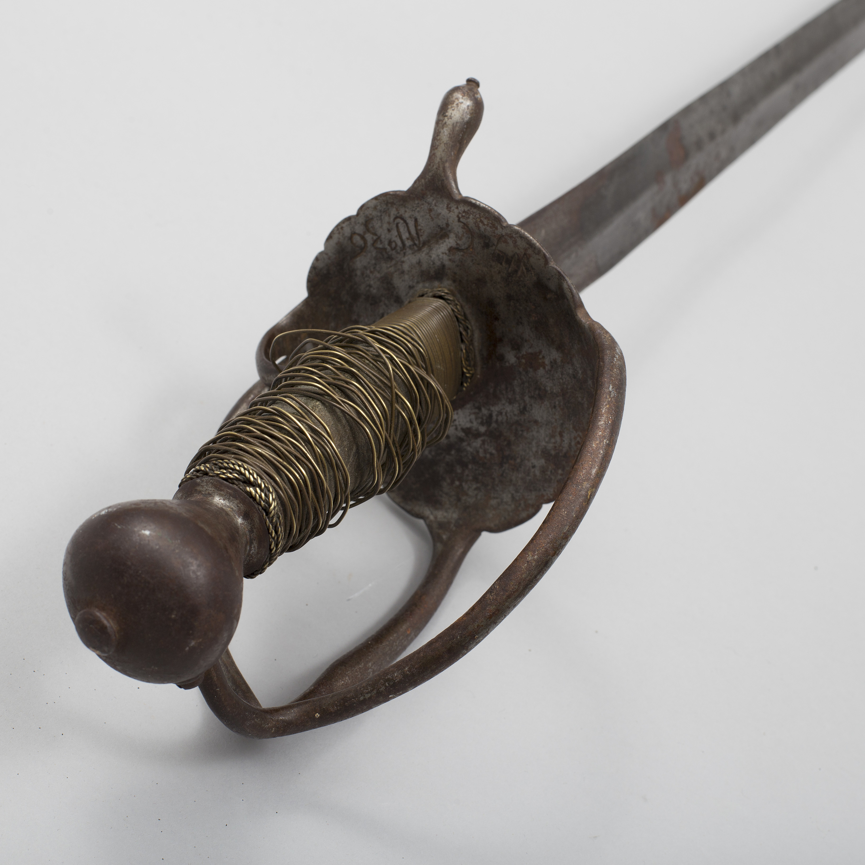 A 17th century sword. Dated 1644. - Bukowskis