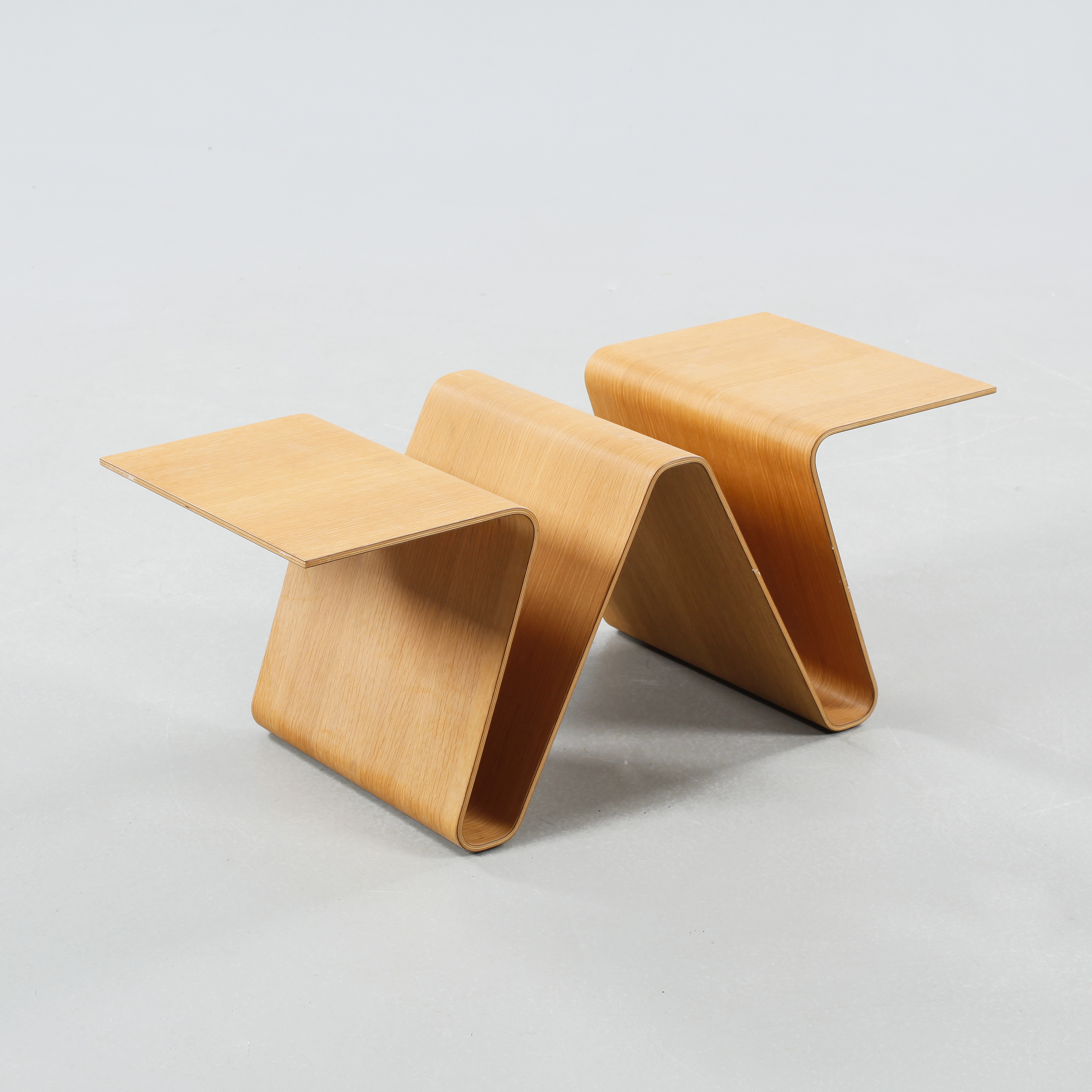 TIDNINGSSTÄLL, "Papermaster", Norway says för Swedese, formgivet 2002 ...