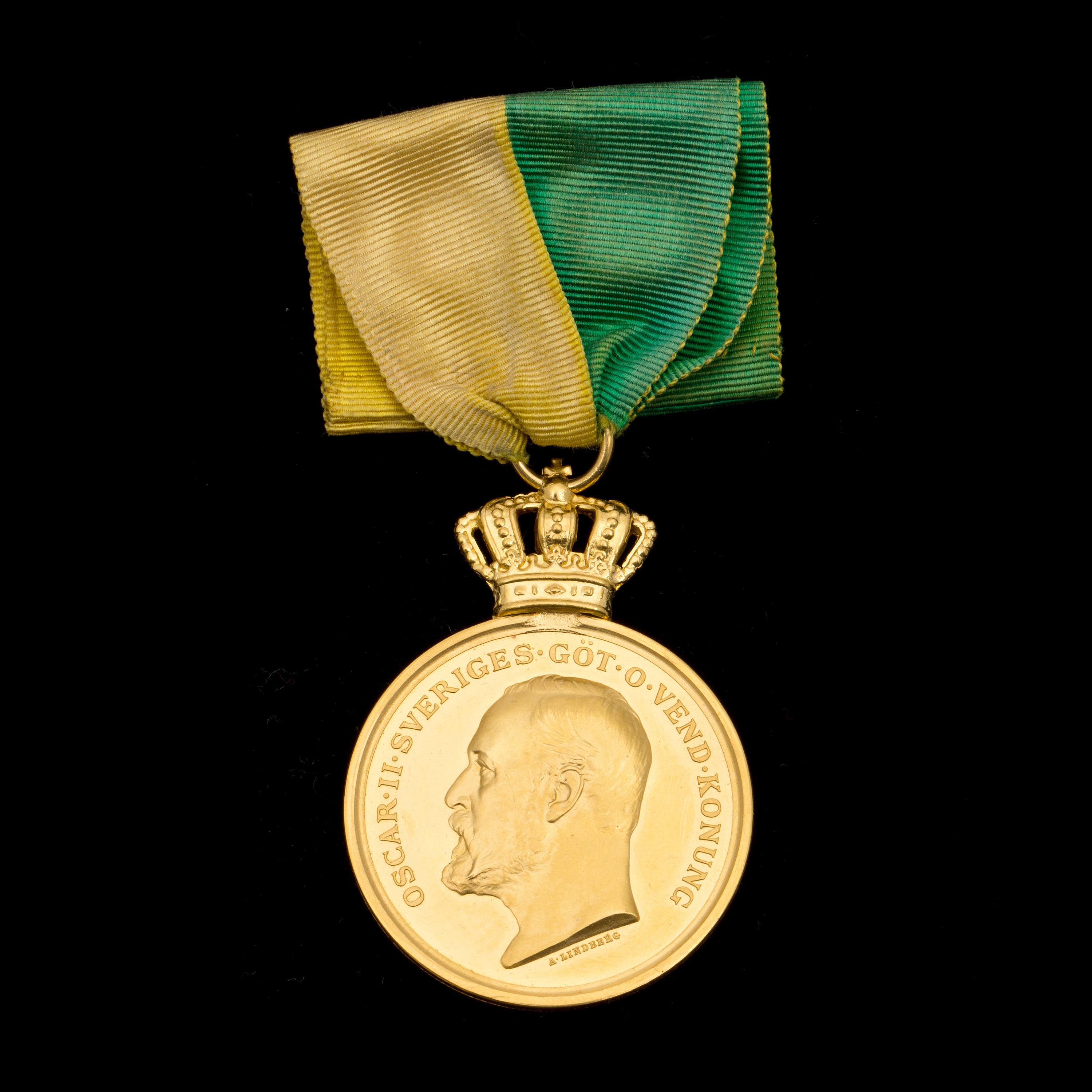 GULDMEDALJ, Oscar II, Kungliga patriotiska sällskapet. Vikt 30 gram ...