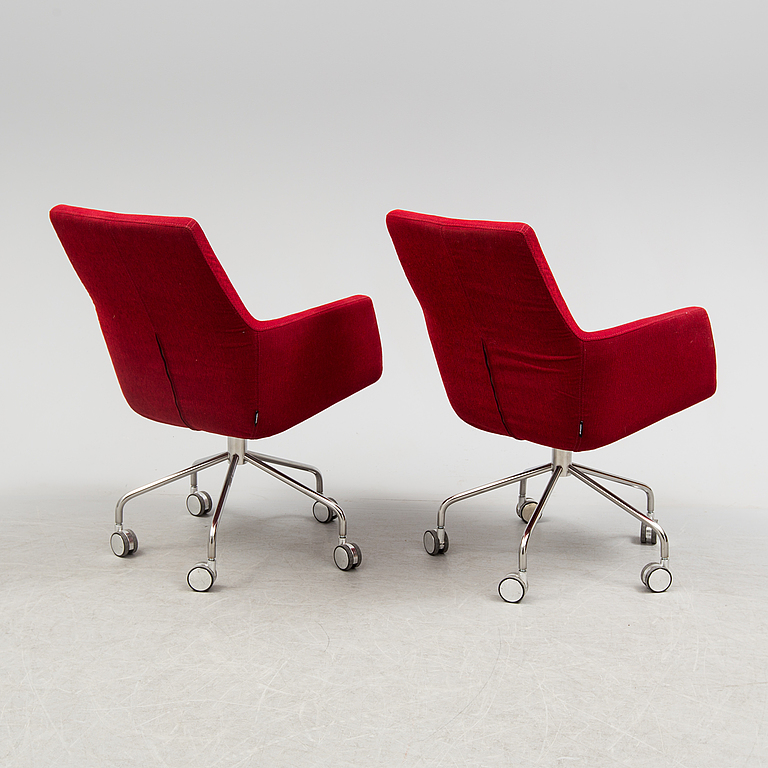 ROGER PERSSON, fåtöljer/skrivbordsstolar, ett par, "Happy", Swedese, 2000-tal. - Bukowskis