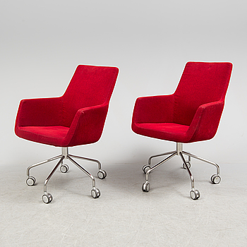 ROGER PERSSON, fåtöljer/skrivbordsstolar, ett par, "Happy", Swedese, 2000-tal. - Bukowskis