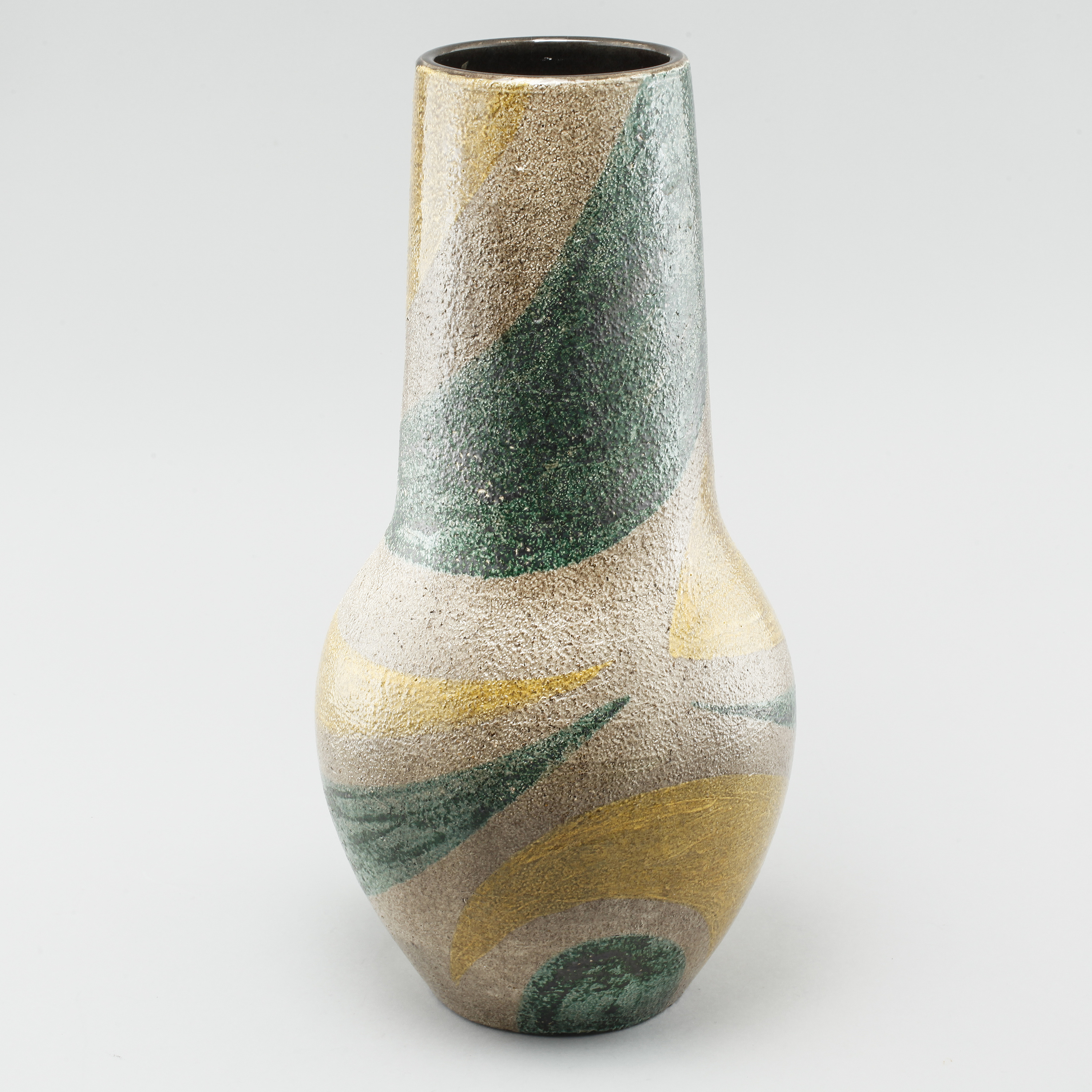 INGRID ATTERBERG, a ceramic vase from Upsala Ekeby. - Bukowskis