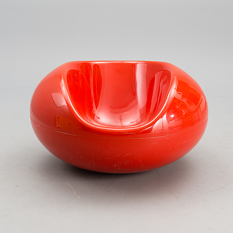 A Pastilli chair manufactured by Asko or Adelta. Designed in 1962 ...