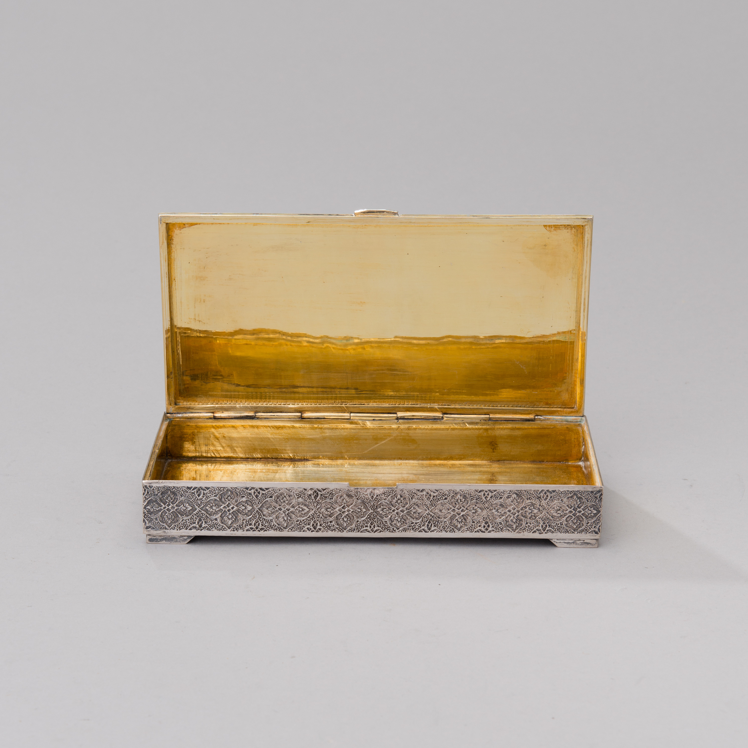 A Persian silver box with gilt interior, from mid-20th century. - Bukowskis