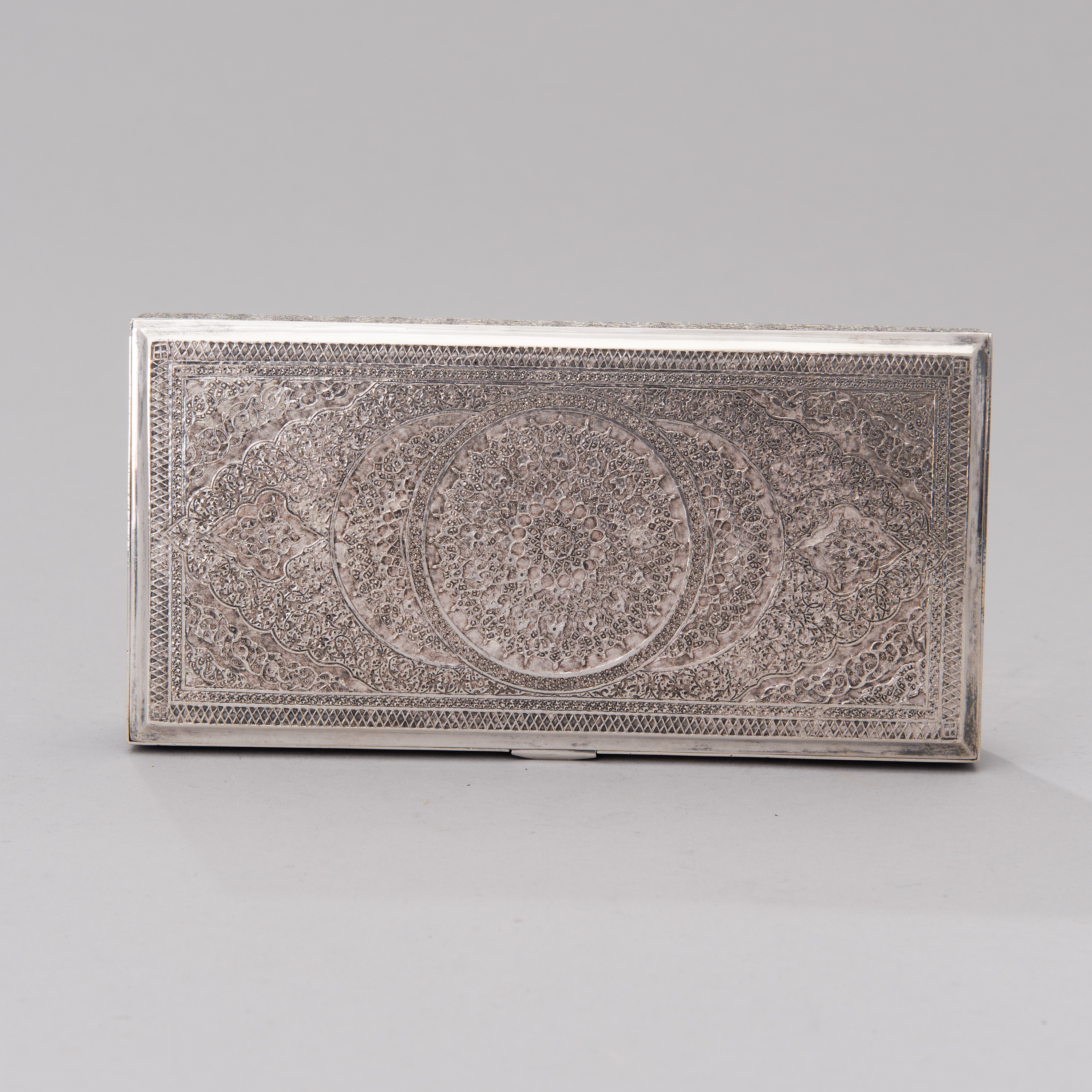 A Persian silver box with gilt interior, from mid-20th century. - Bukowskis