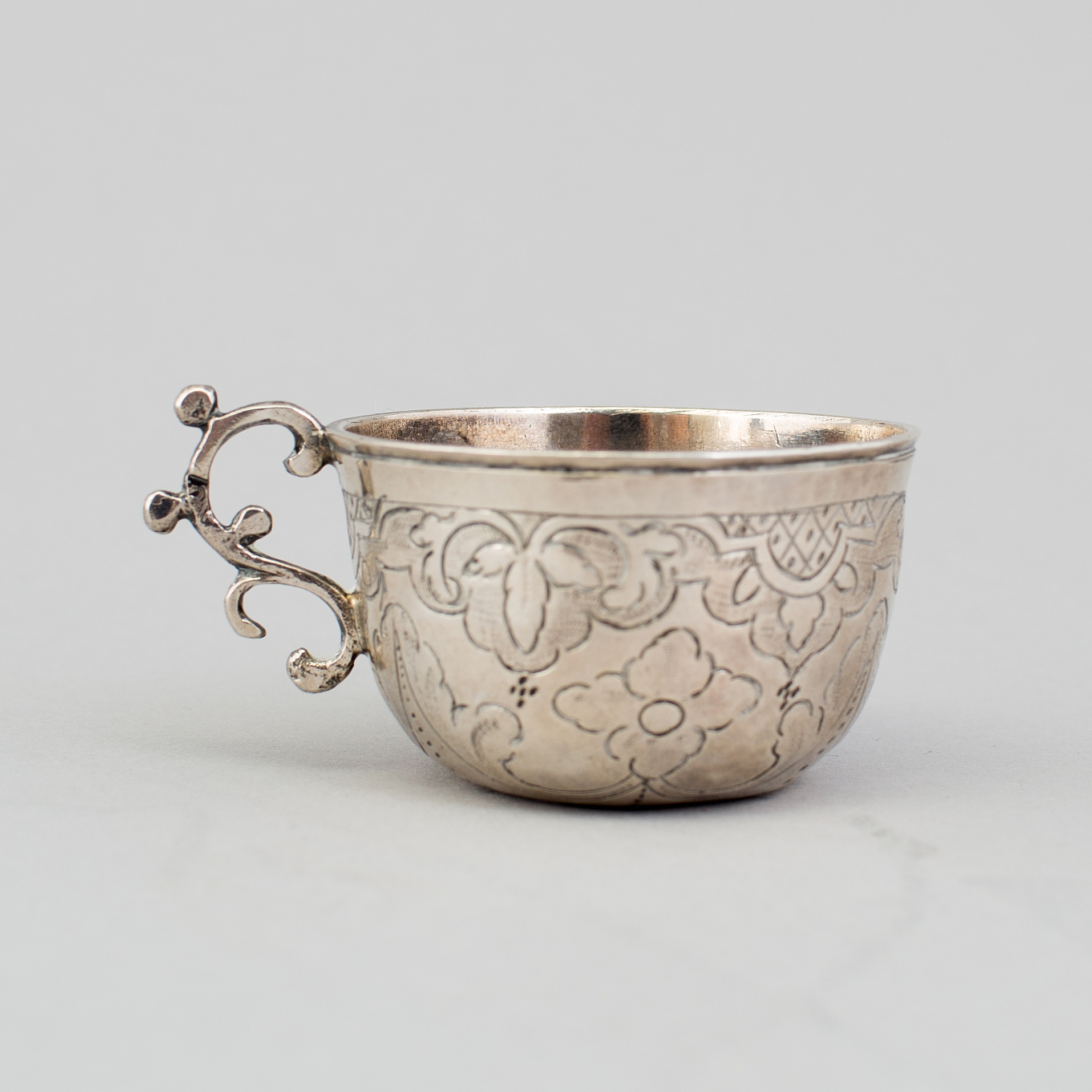 A Russian silver cup, 1753. - Bukowskis
