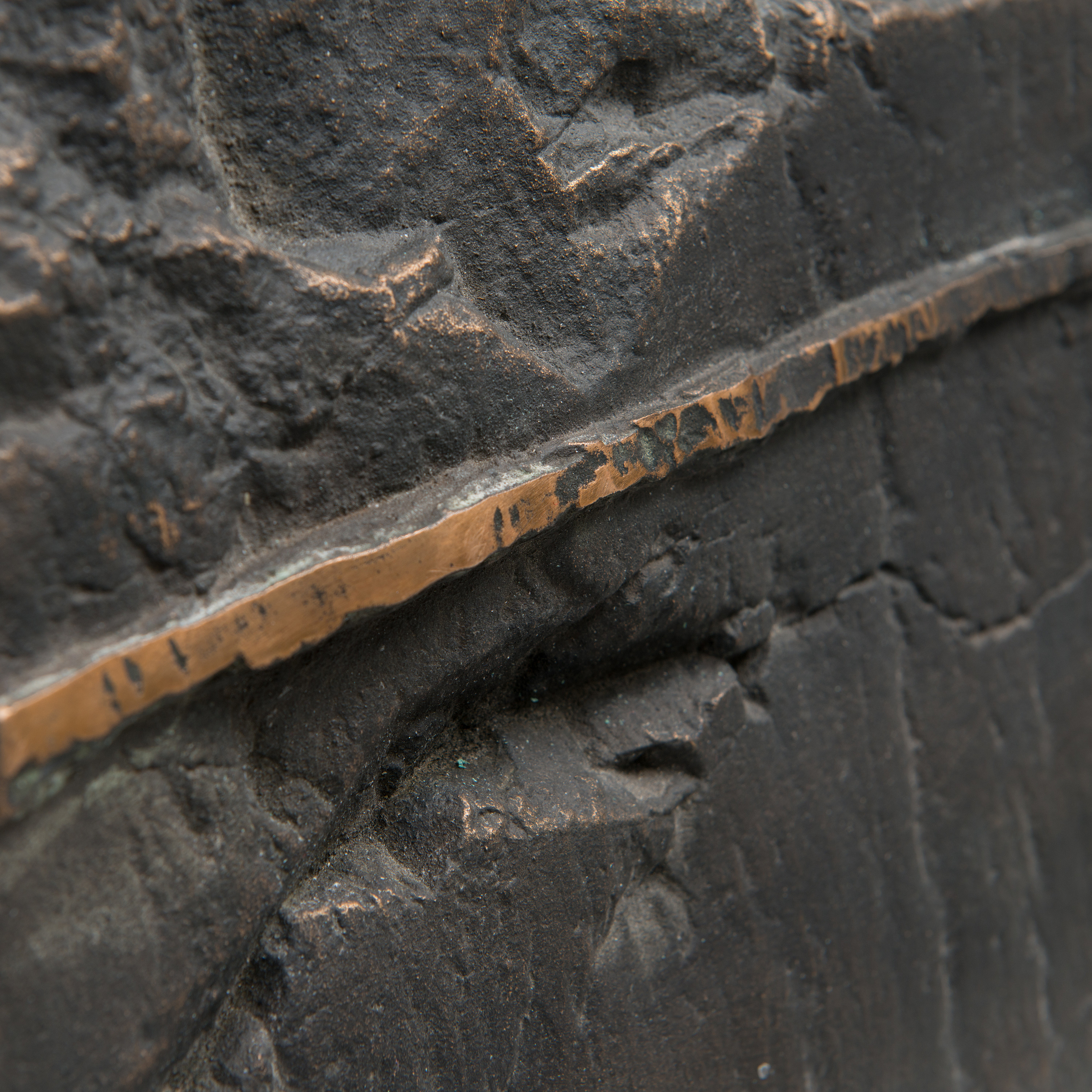 KIMMO PYYKKÖ, bronsrelief, signerad -87, a tergo signerad och daterad ...