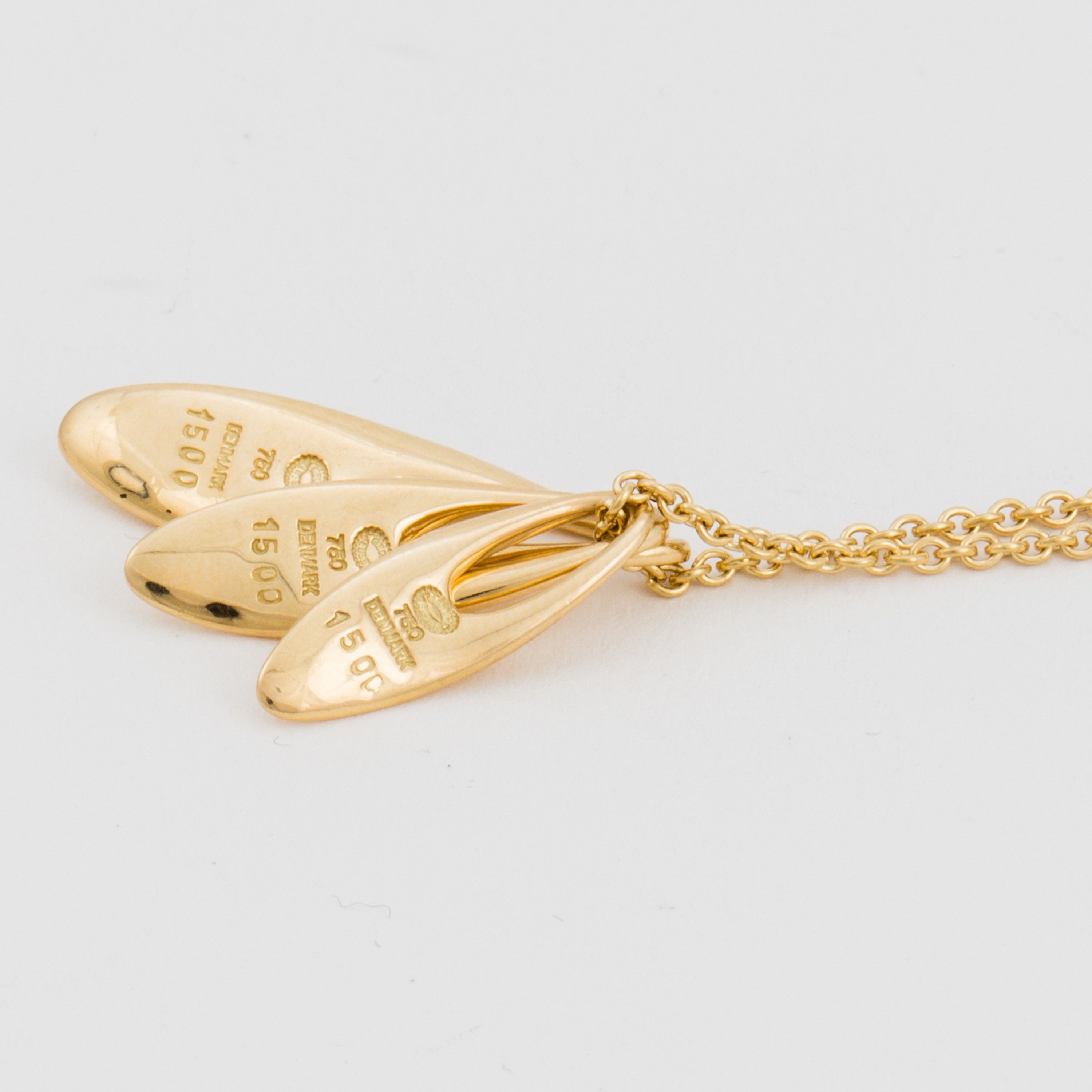 GEORG JENSEN, 'Zephyr', tre hänge av Regitze Overgaard. - Bukowskis