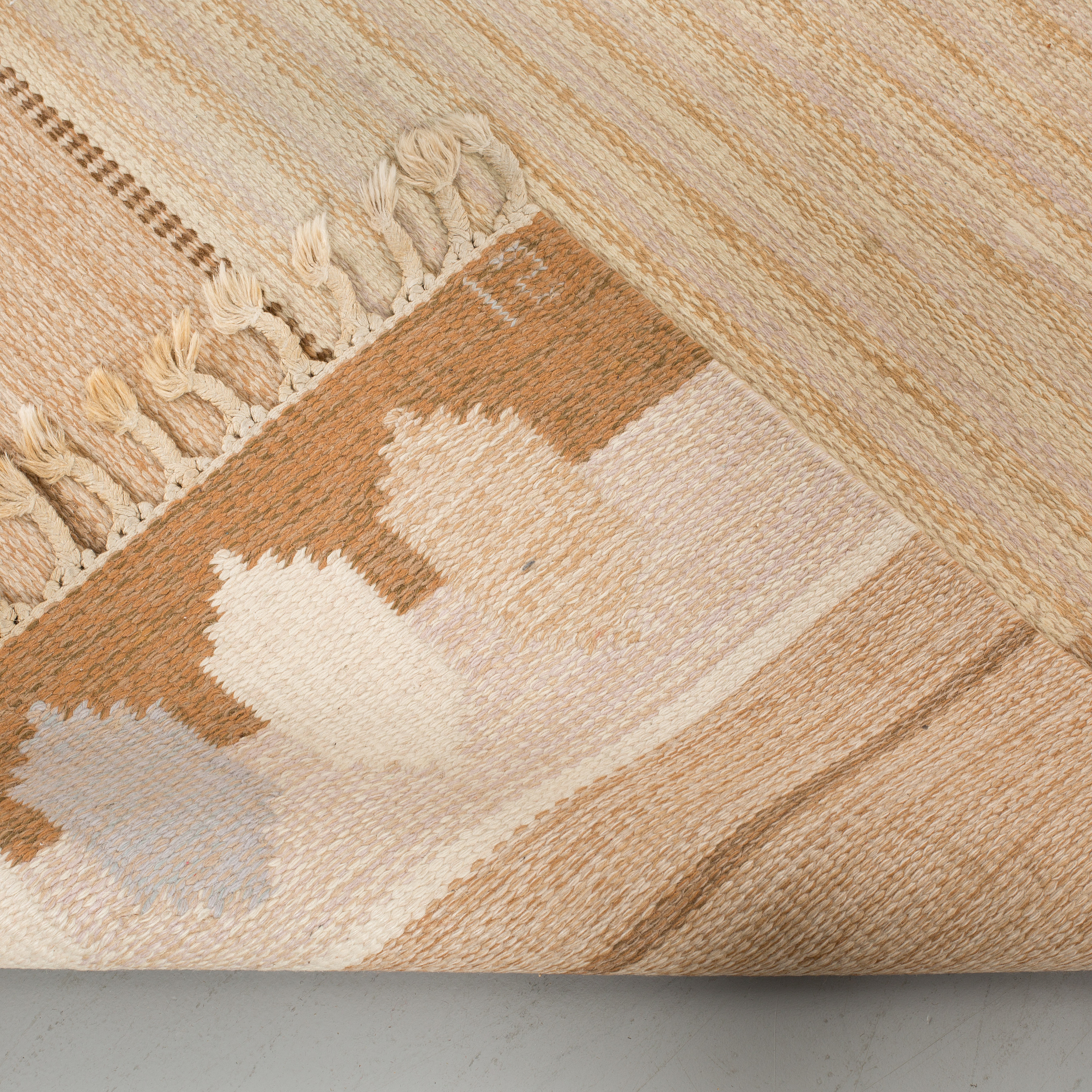 MATTA, rölakan signerad IS (Ingegerd Silow), ca 246 x 163 cm. - Bukowskis