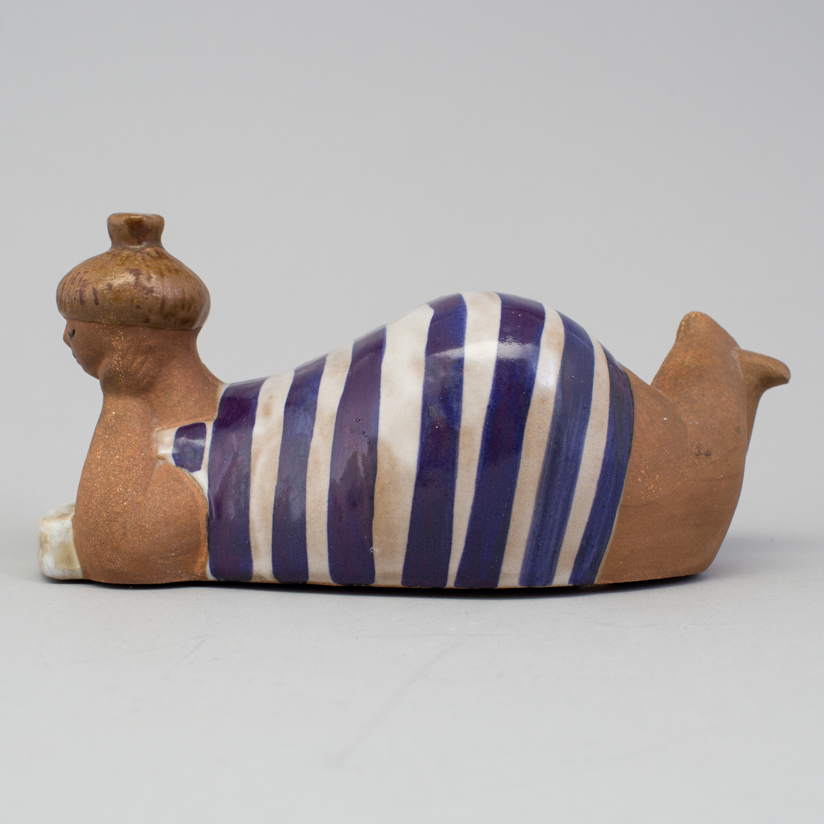 LISA LARSON, figurin, stengods, "Beata" ur serien ABC-flickorna ...