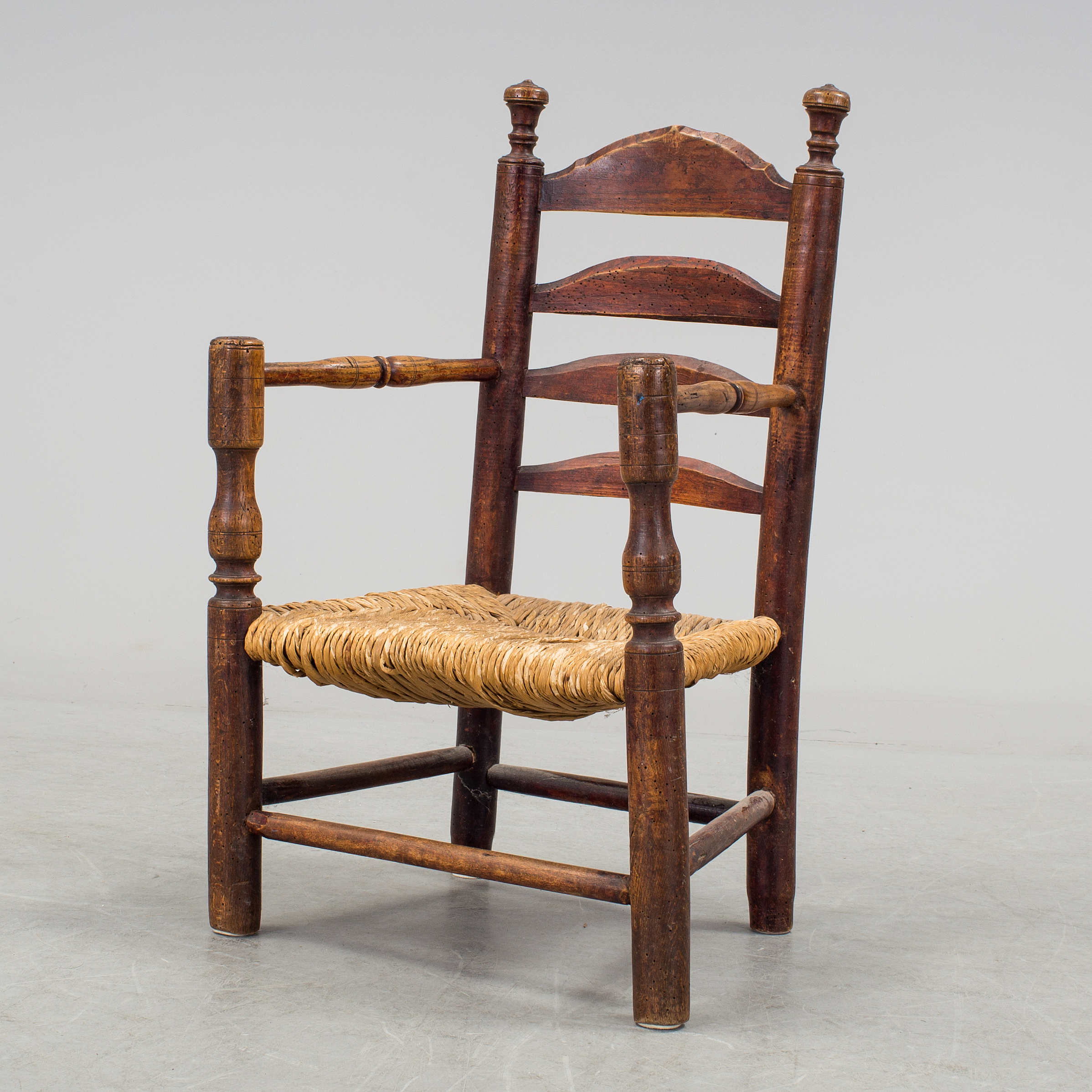 BARNSTOL, allmoge, omkring 1900. - Bukowskis