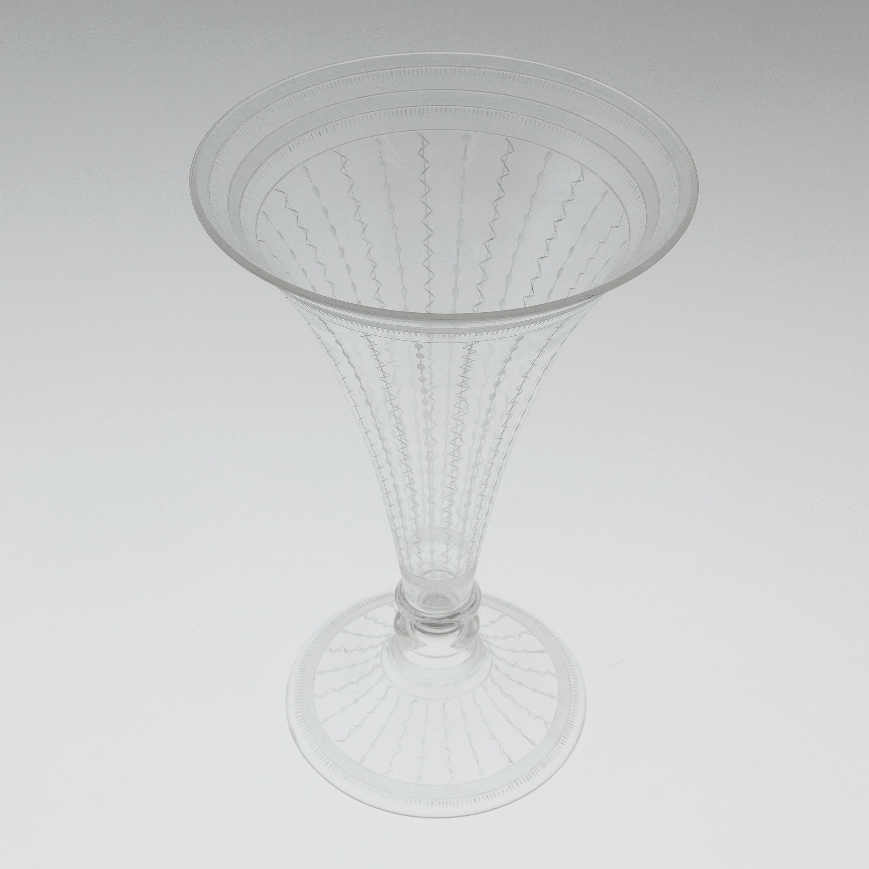 EDWARD HALD, vas, glas, Orrefors. - Bukowskis