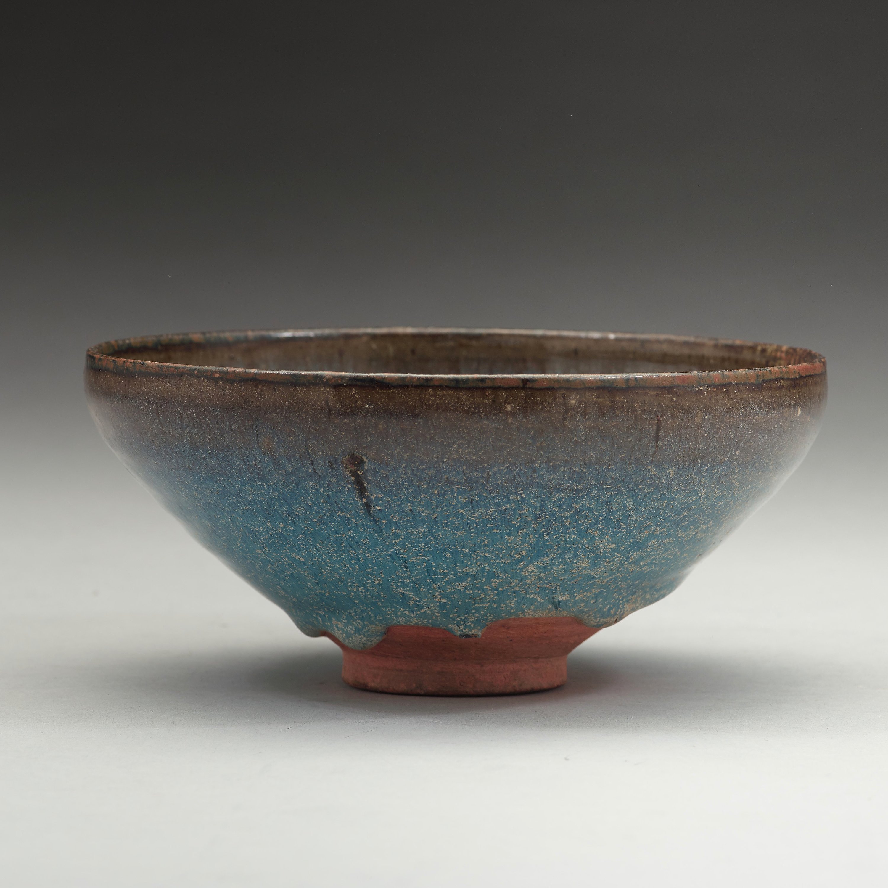 A 'Jun-glazed' bowl, Song/Yuan dynasty. - Bukowskis