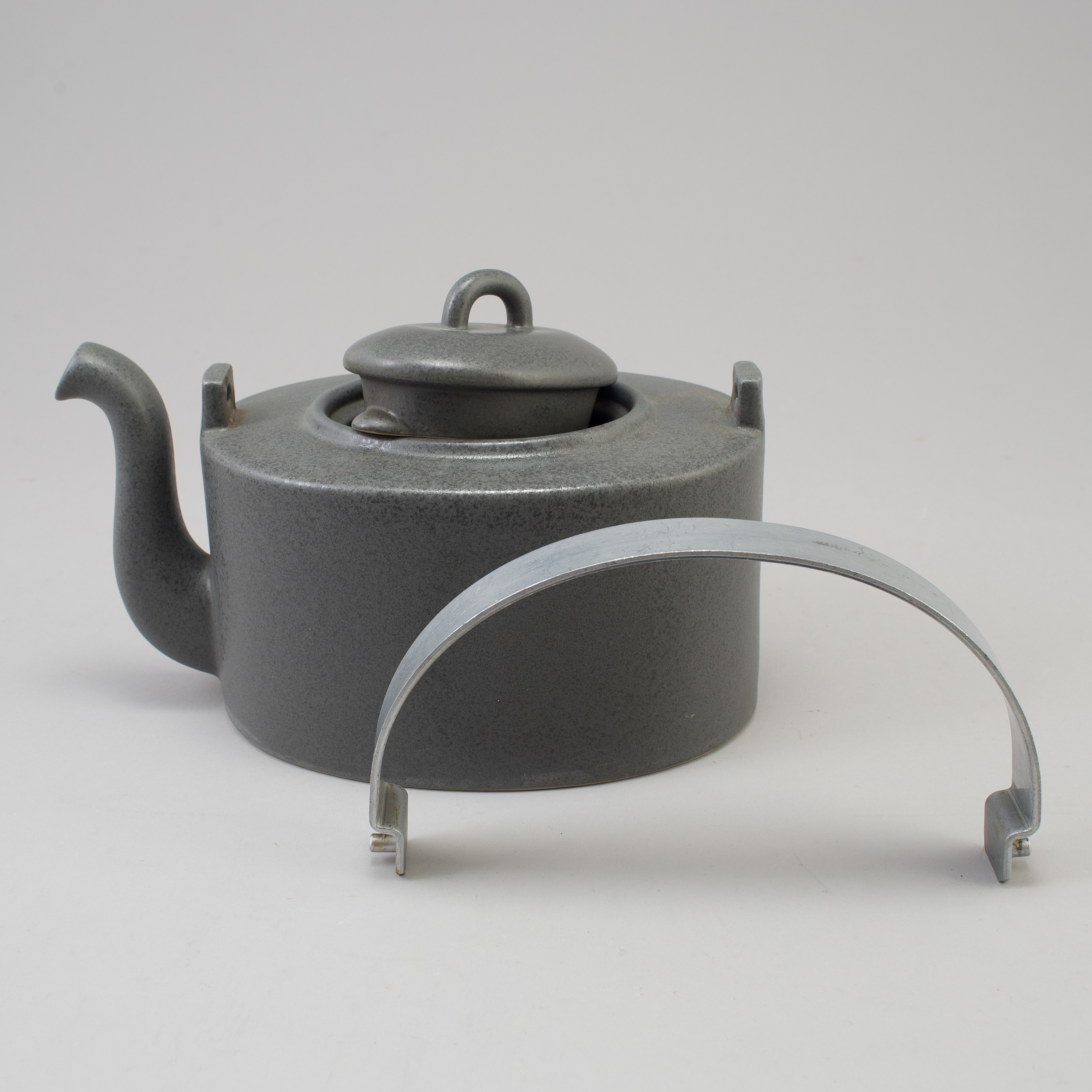 SIGNE PERSSON-MELIN, tekanna i stengods, Design House Stockholm ...