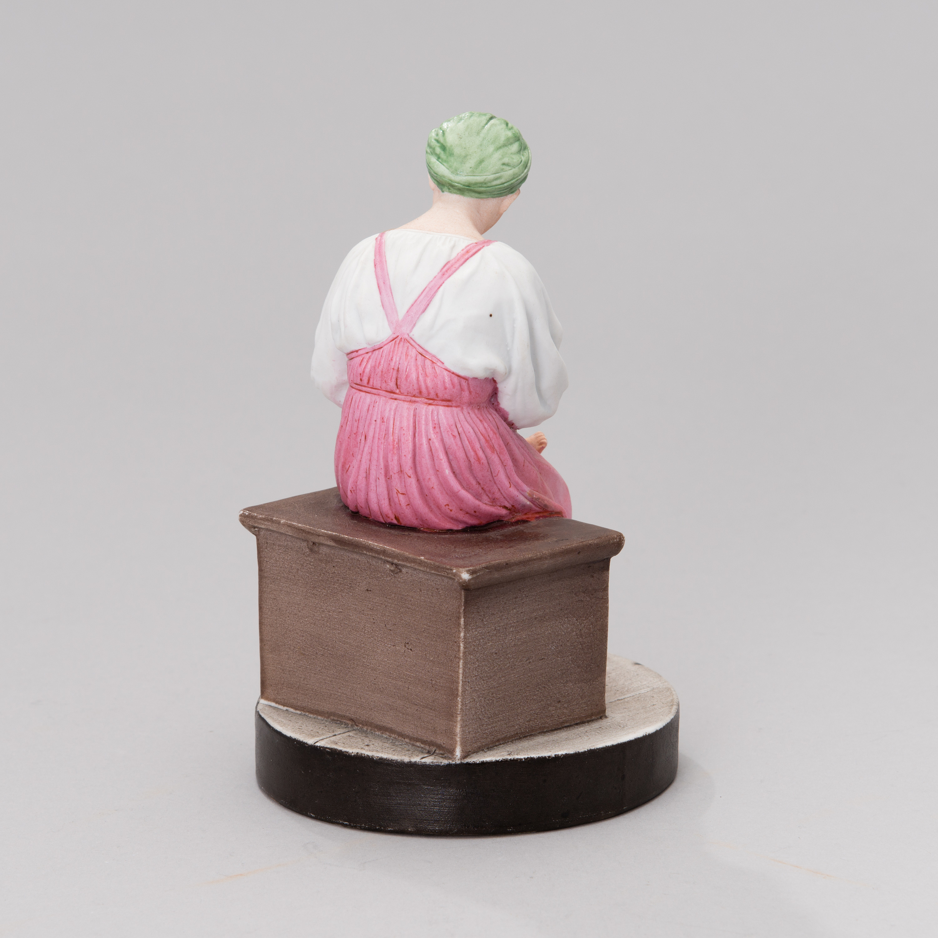 A RUSSIAN POPOV FIGURINE, porcelain, late 19th century. - Bukowskis