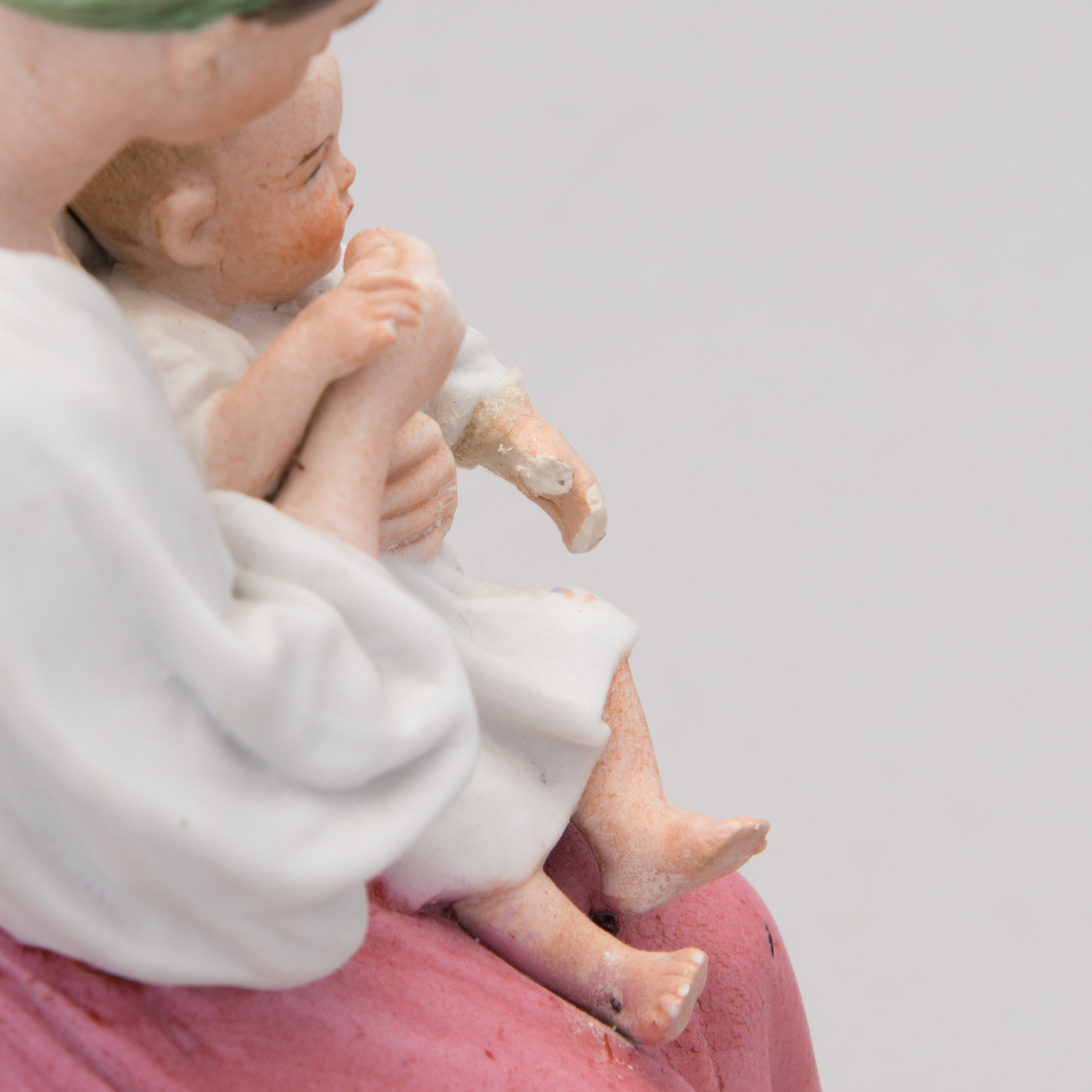 A RUSSIAN POPOV FIGURINE, porcelain, late 19th century. - Bukowskis