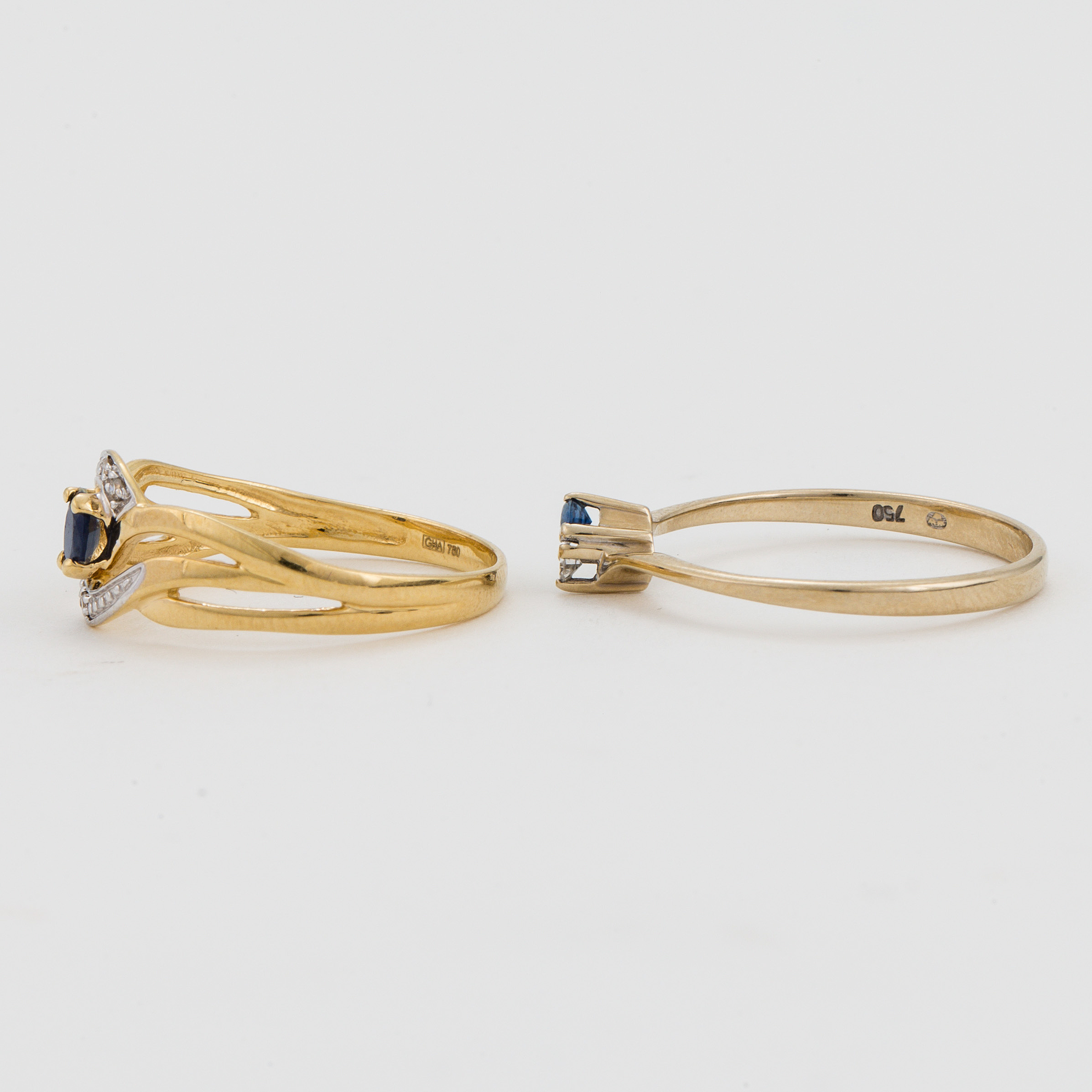 Two 18K gold rings set with sapphires and diamonds. - Bukowskis