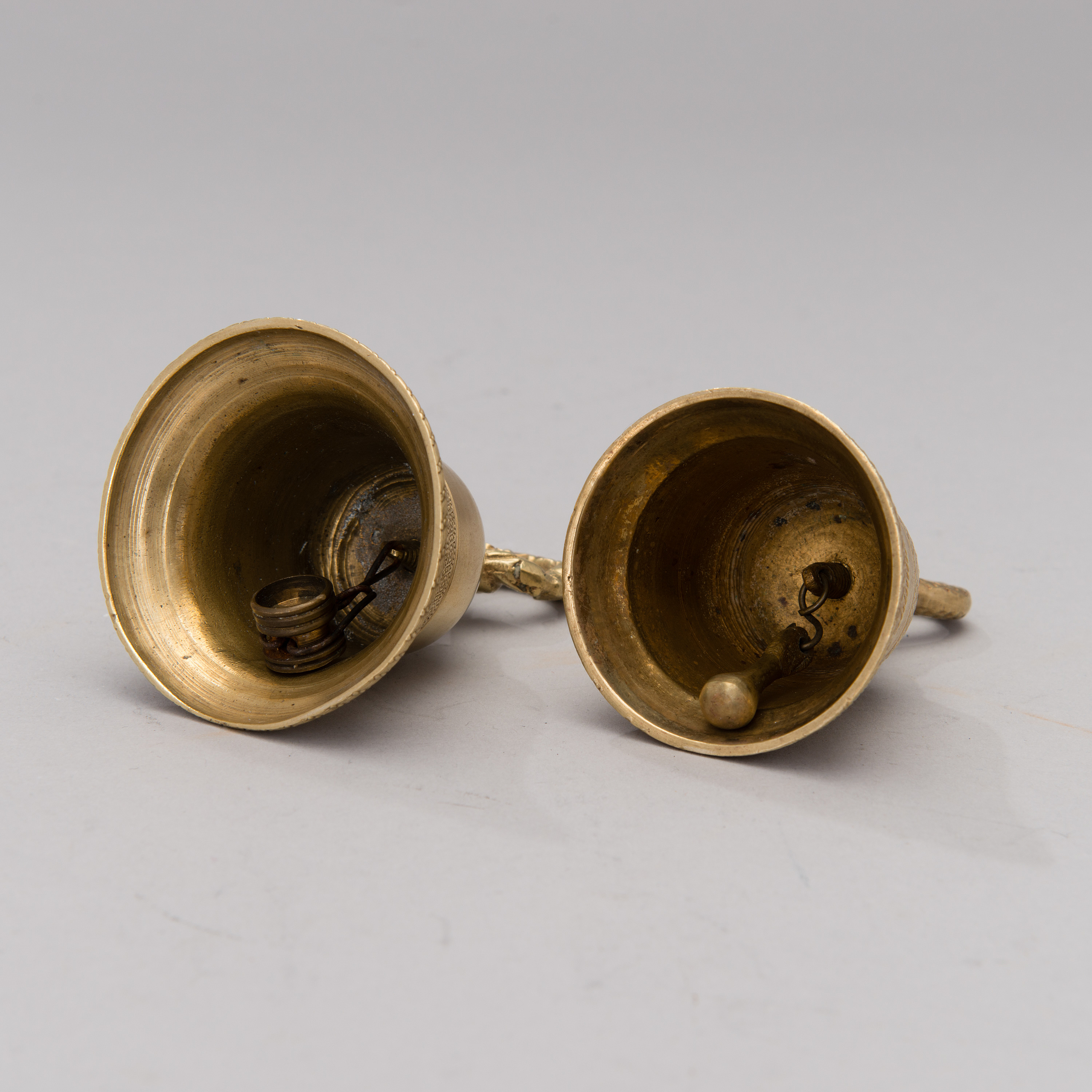 Two 19th century empire style table bells. - Bukowskis