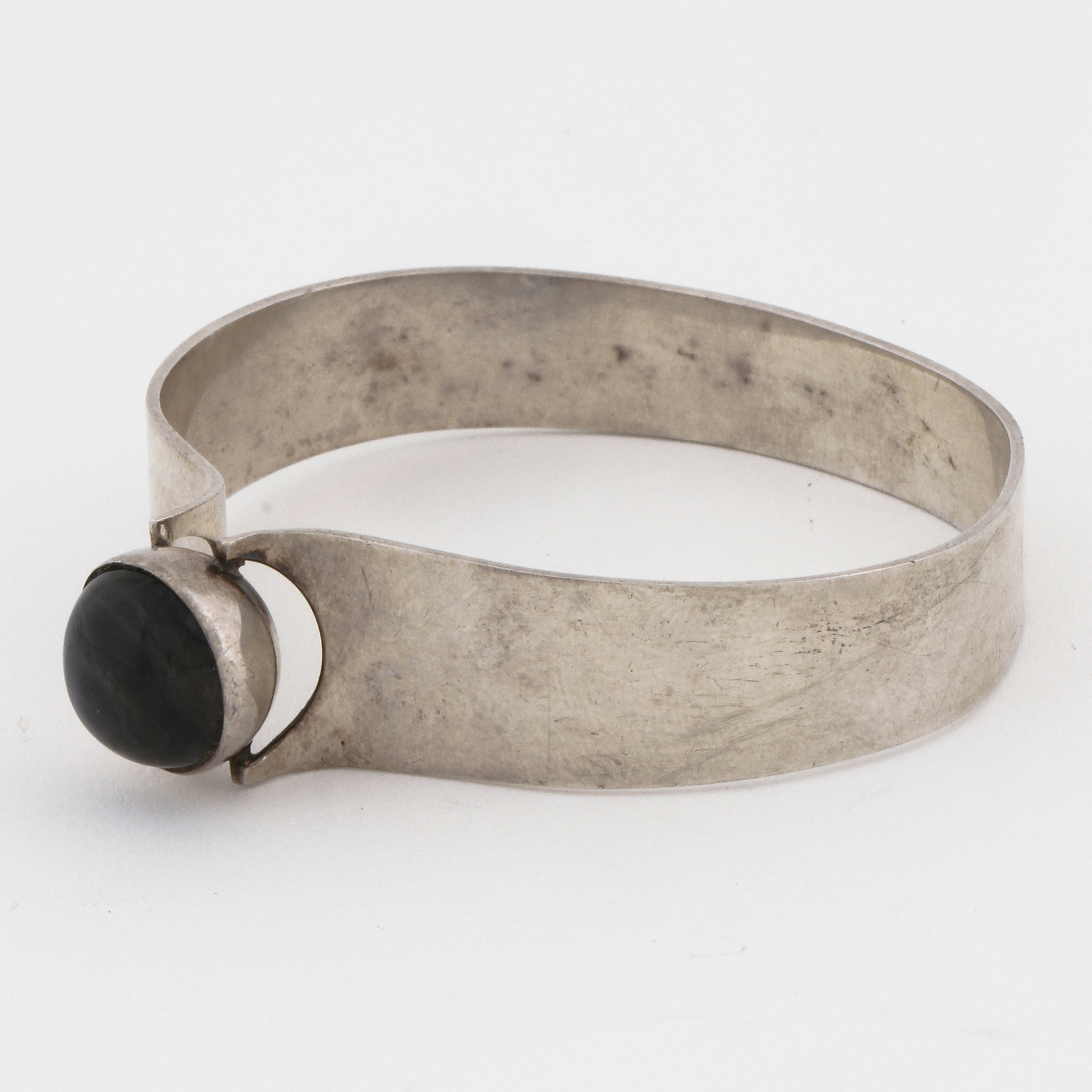 ARMRING, Kaunis Koru, Helsingfors, 1975. - Bukowskis
