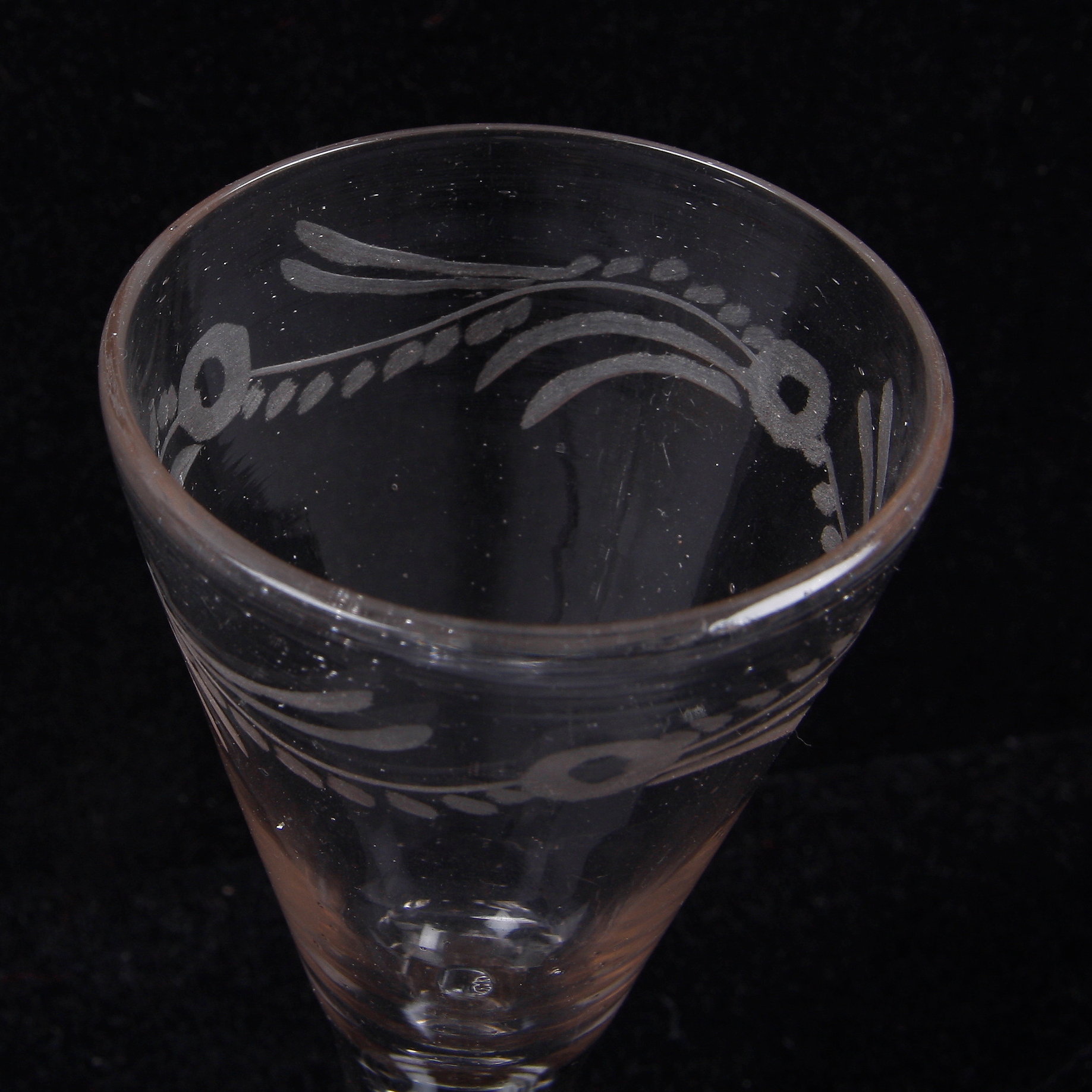 SNAPSGLAS, sent 1700-tal. - Bukowskis