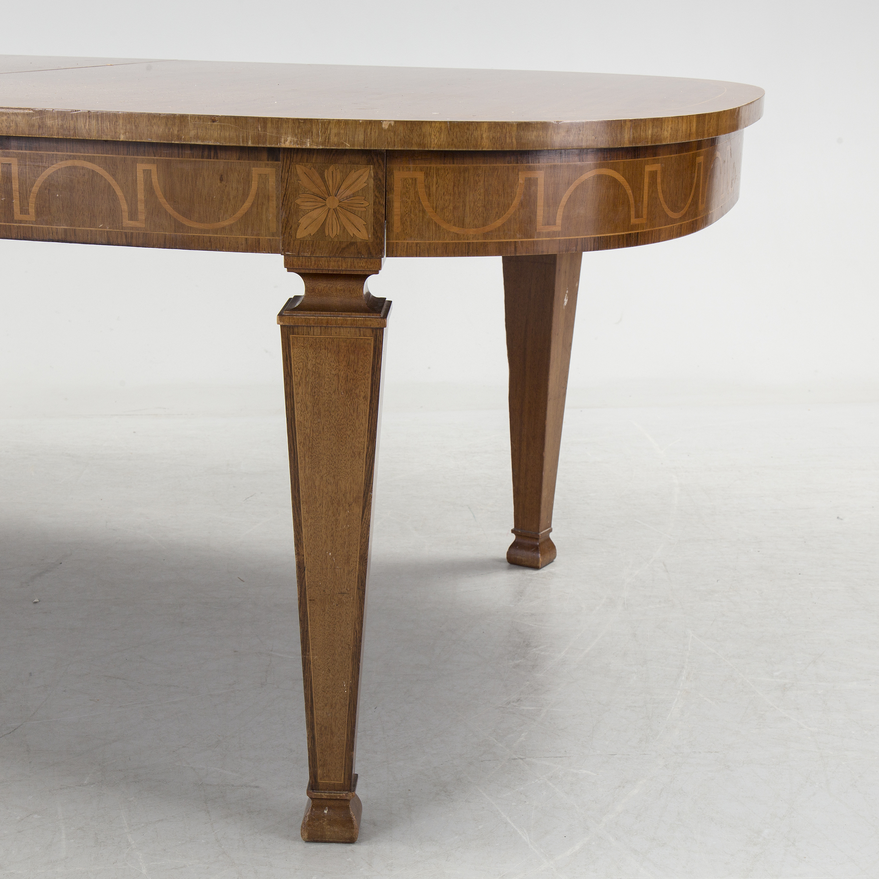 A Swedish grace table, 1920-/30s. - Bukowskis
