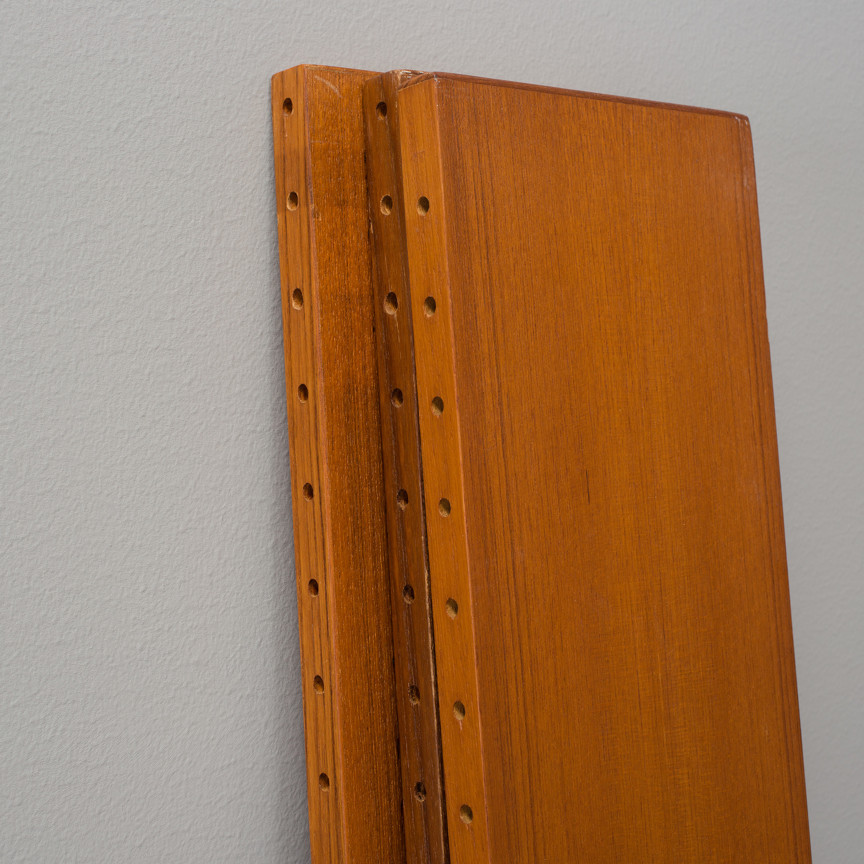 NILS STRINNING, a 'Parad' shelf system, 1950's/60's. - Bukowskis