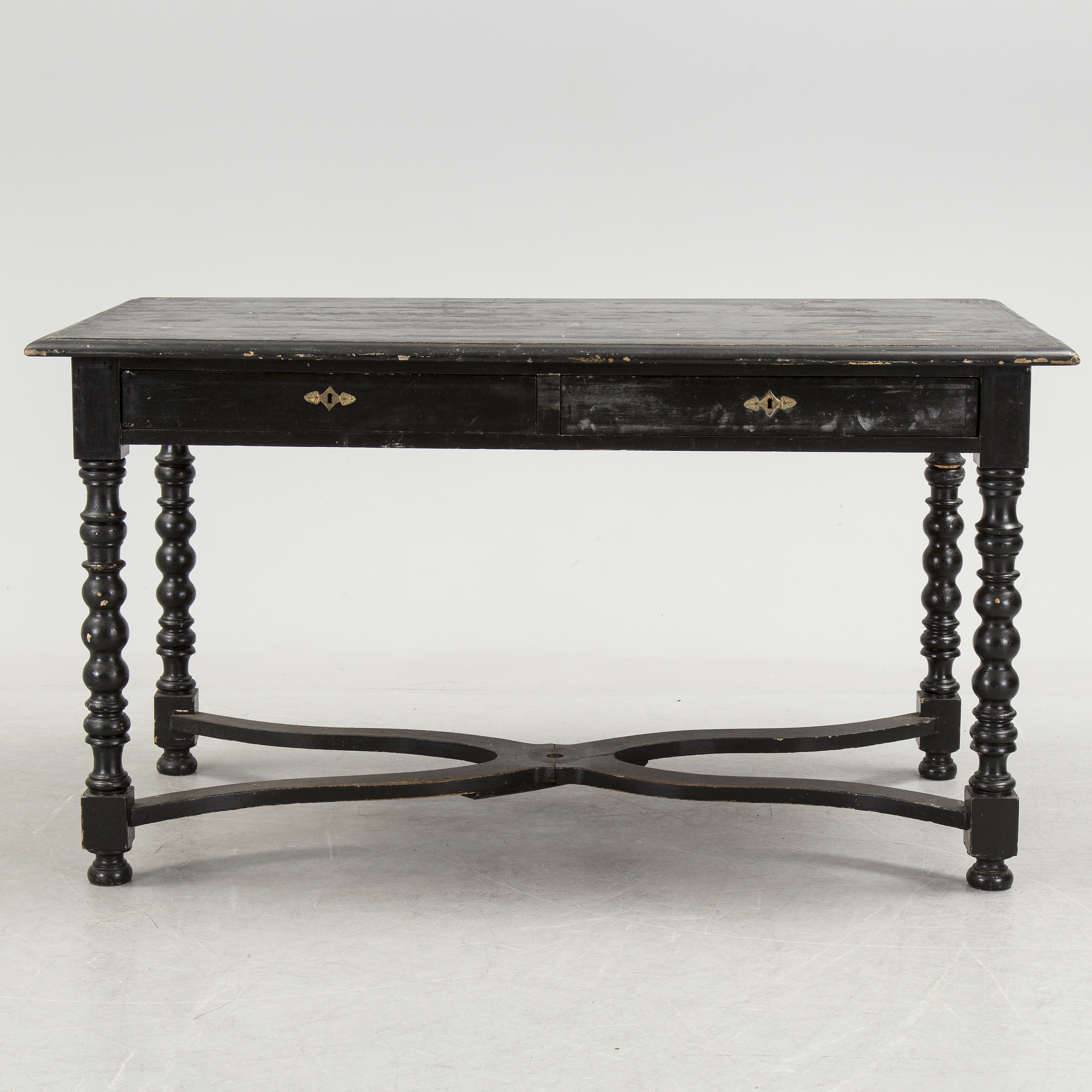 A Baroque style desk, early 20th Century. - Bukowskis