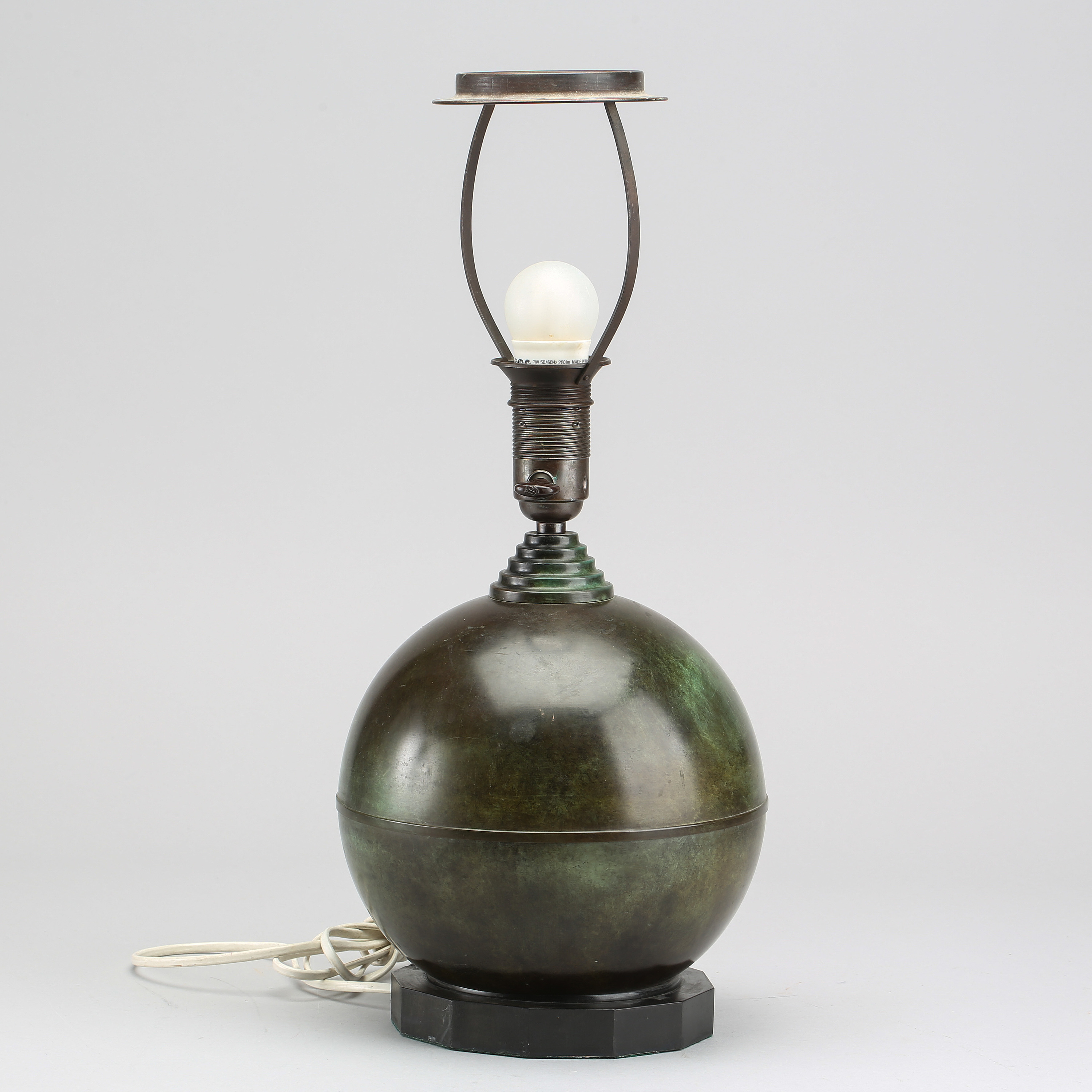 A 1930´S LAMP. - Bukowskis