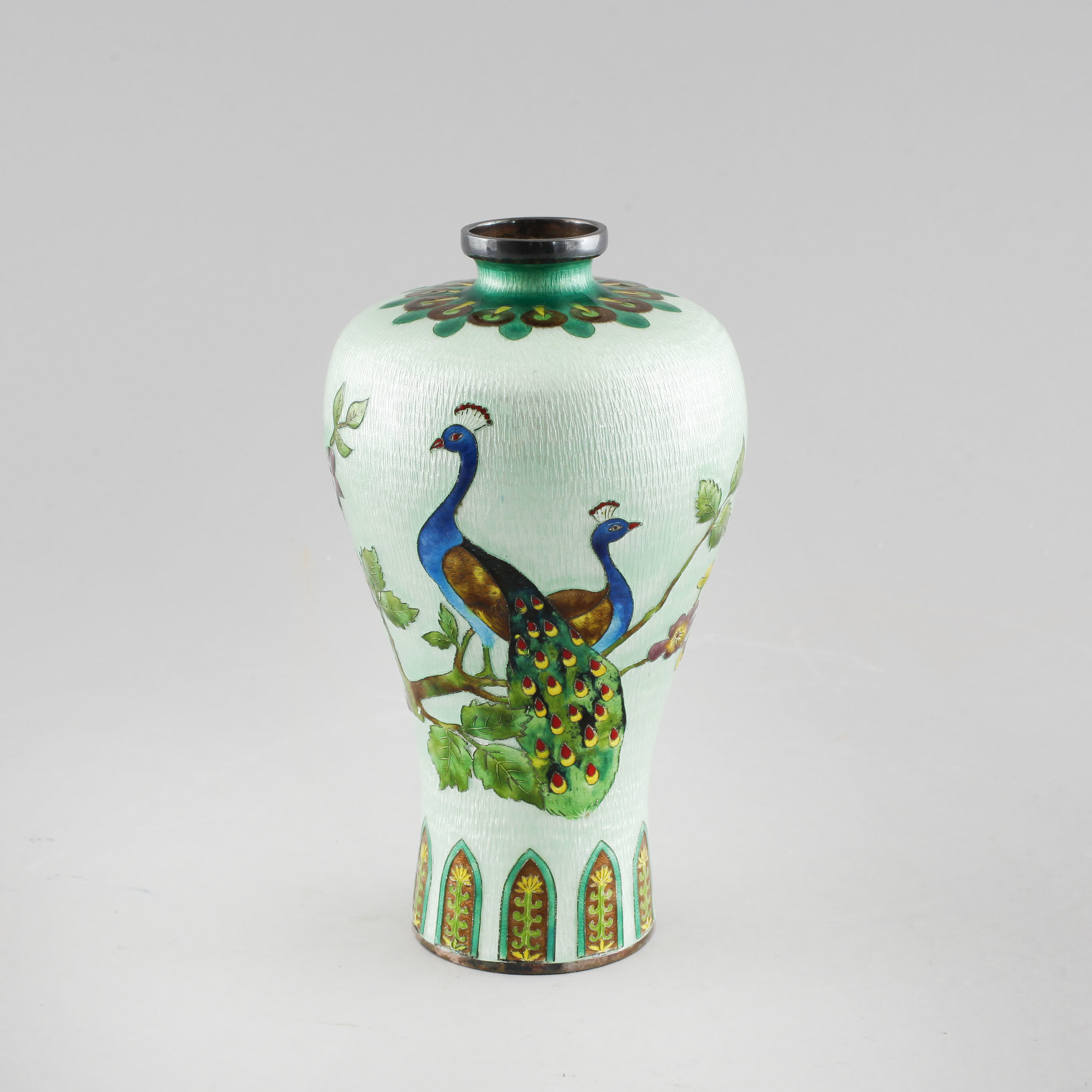 VAS, silver och emalj, Korea, 1900-talets andra hälft. - Bukowskis